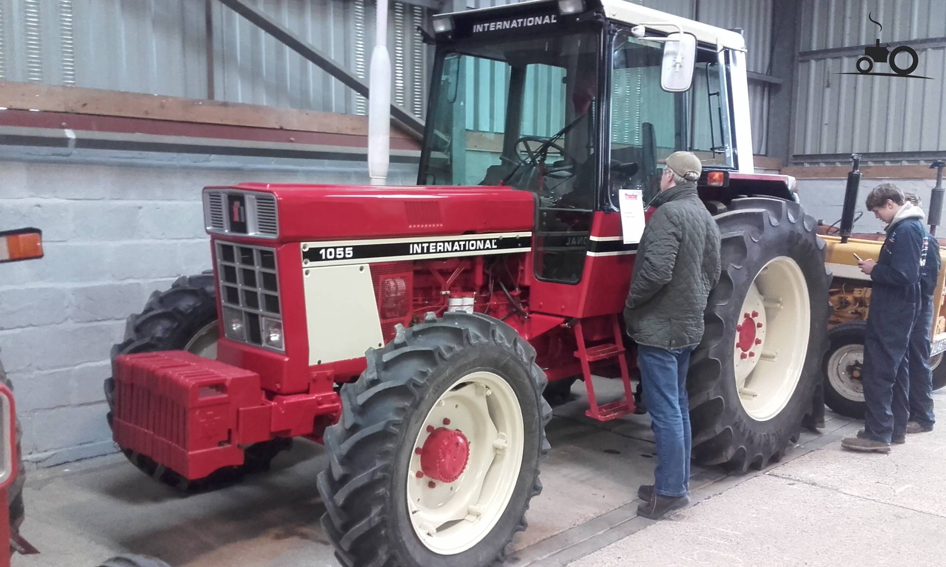 Foto International 1055 #1147057