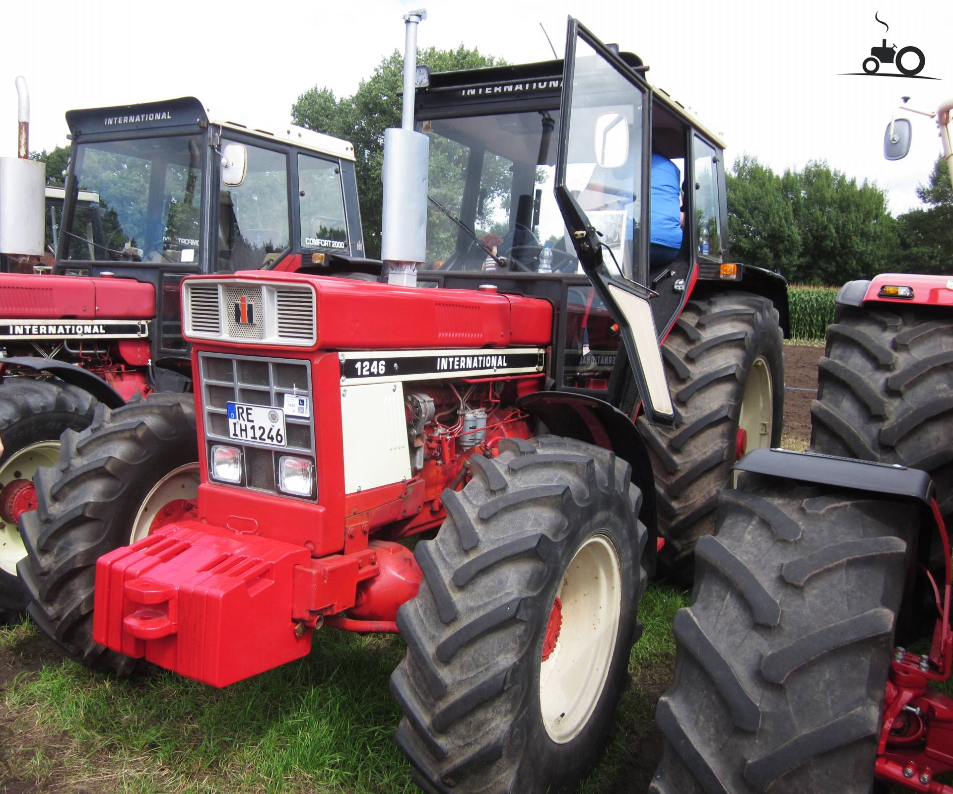 Foto International 1246 #1204058