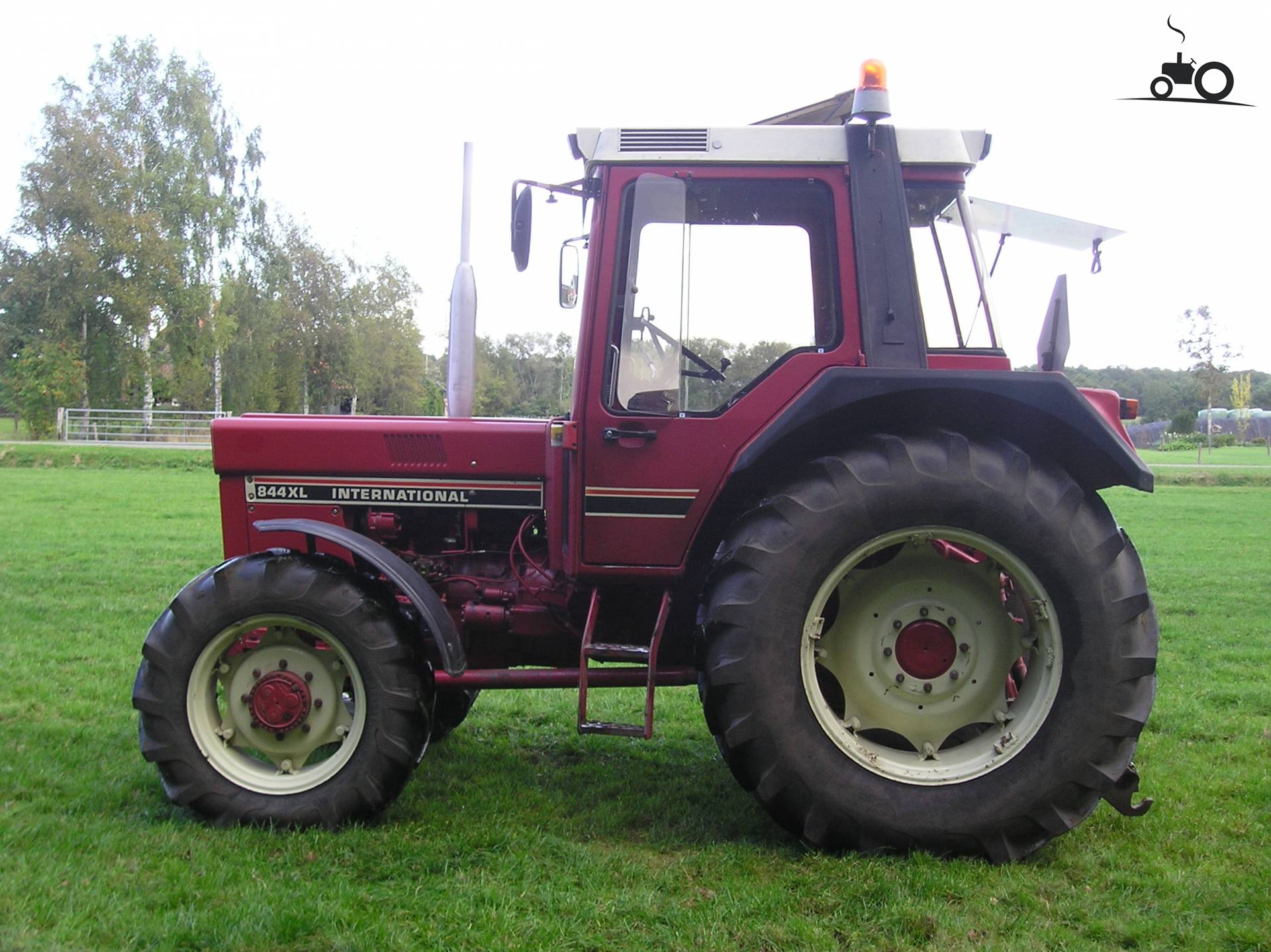 Foto International 844 XL #12042