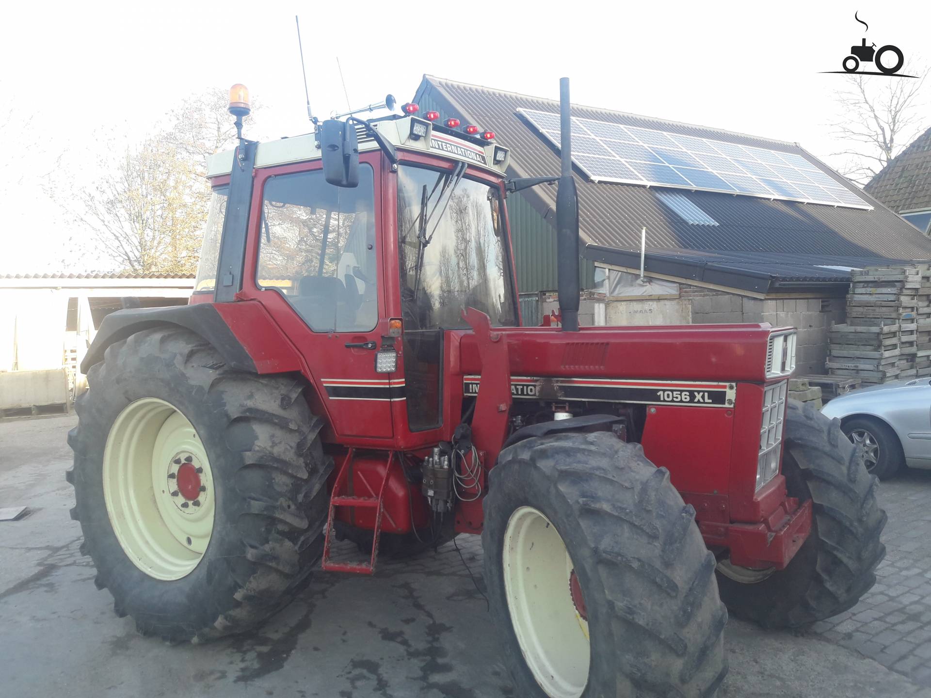 Foto International 1056 XL #1220773