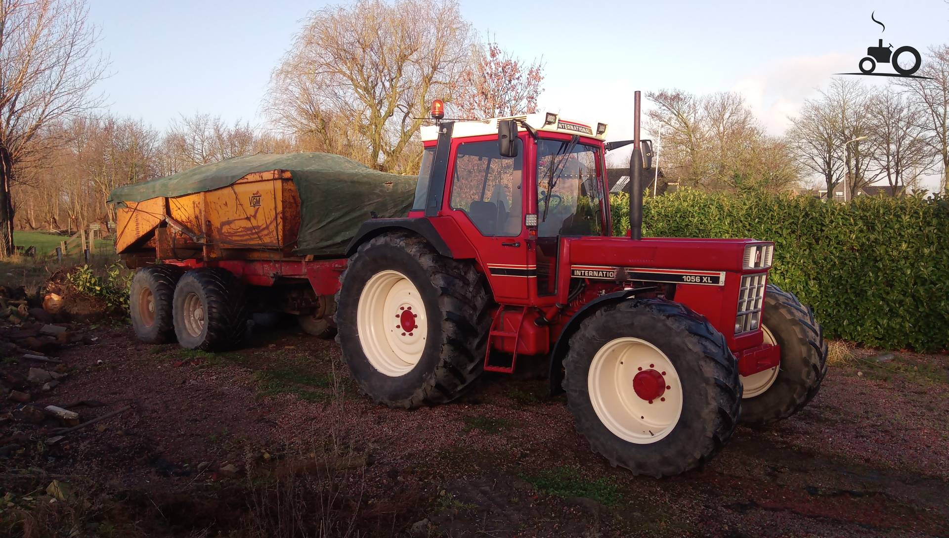 Foto International 1056 XL #1282784