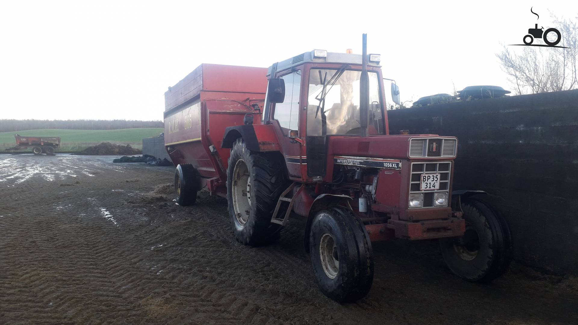 Foto International 1056 XL #1322779