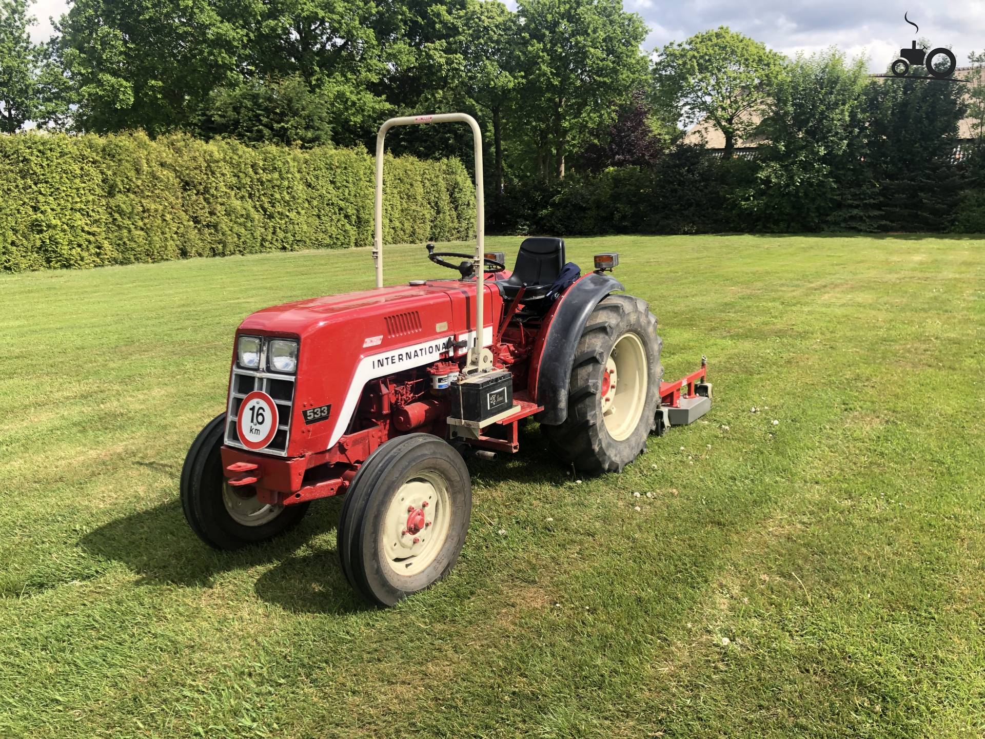 Foto International 533 #1351081