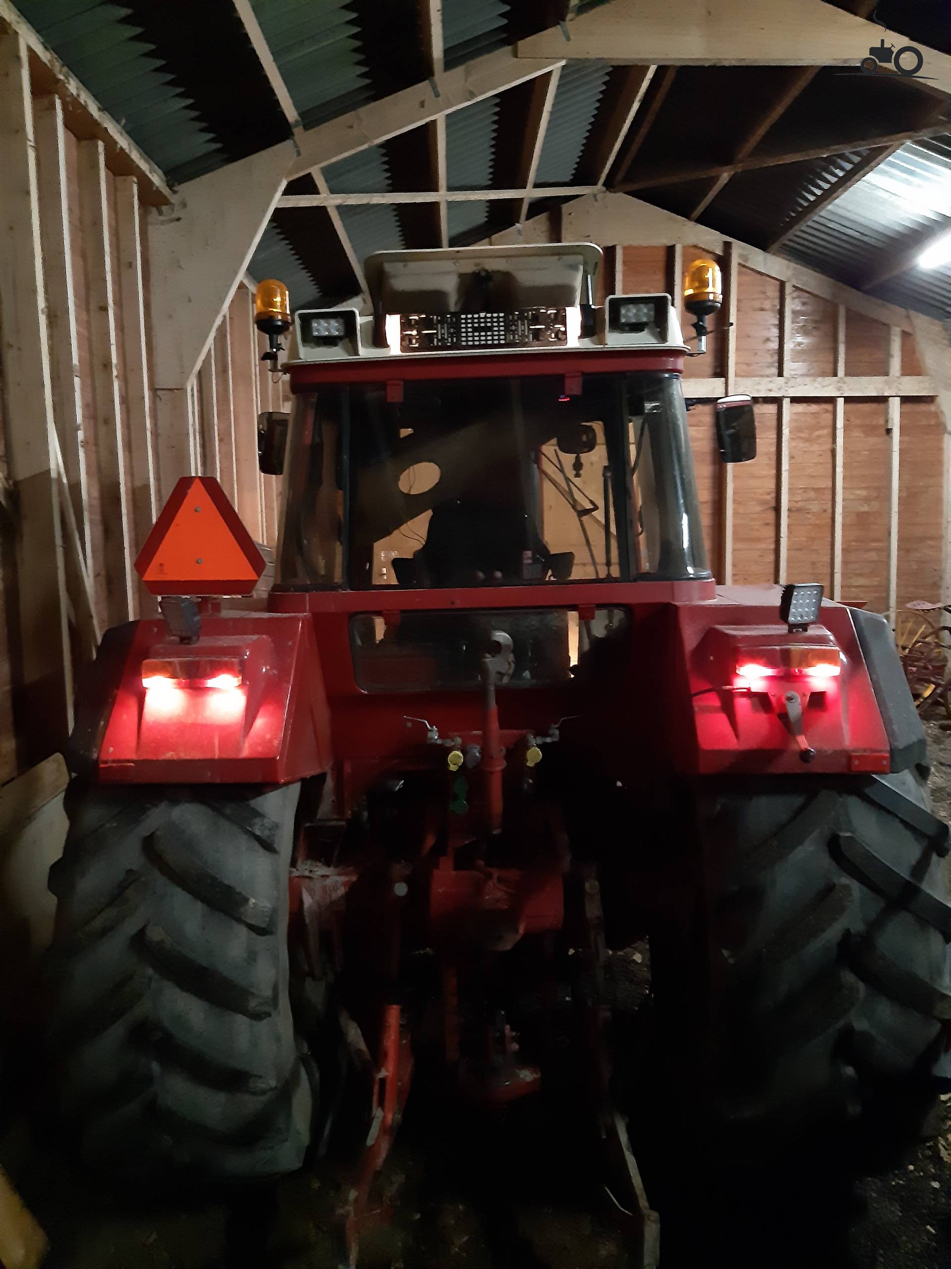 Foto International 1056 XL #1394003