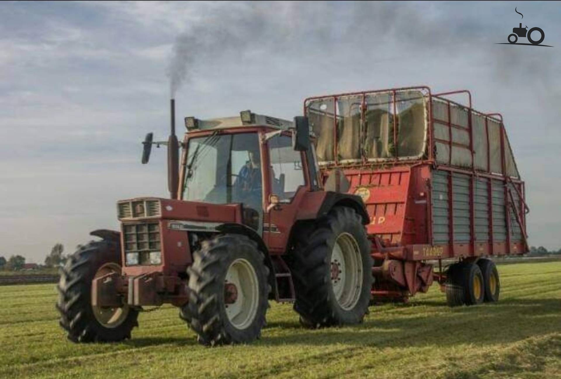 Foto International 1056 XL #1452873