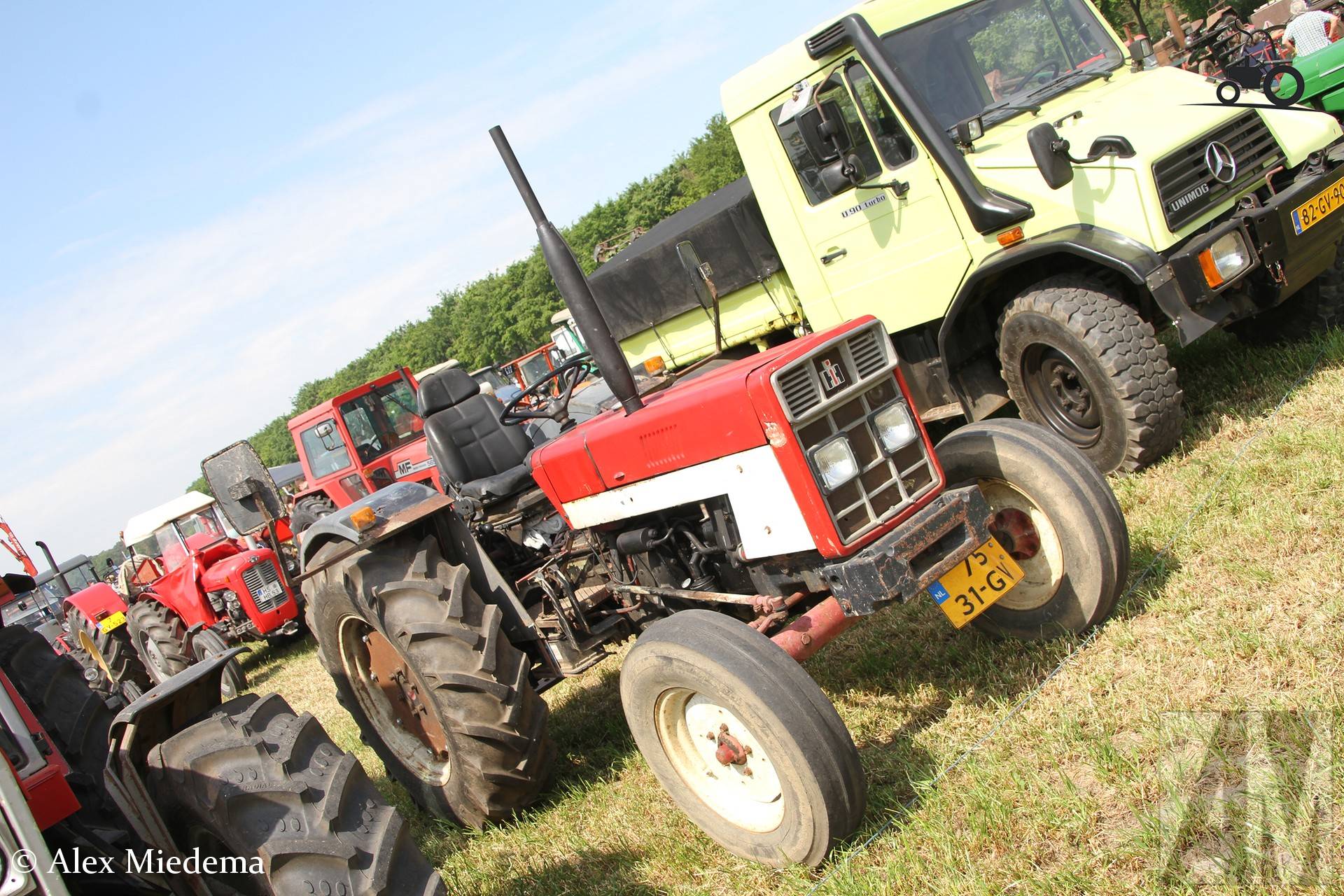 Foto International 533 #1470450