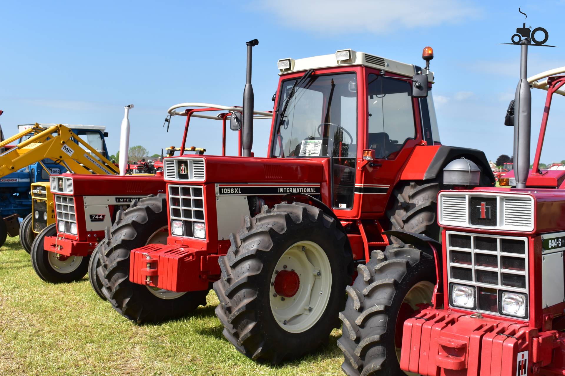 Foto International 1056 XL #1472079