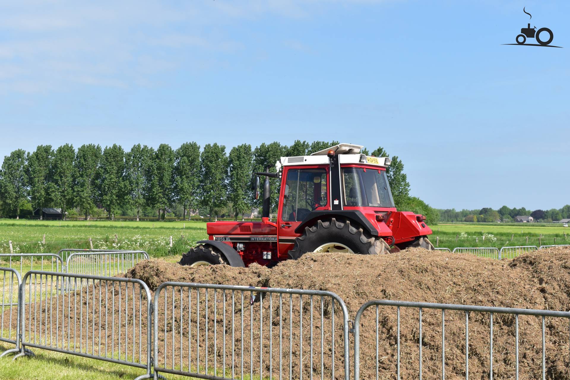 Foto International 1056 XL #1473992