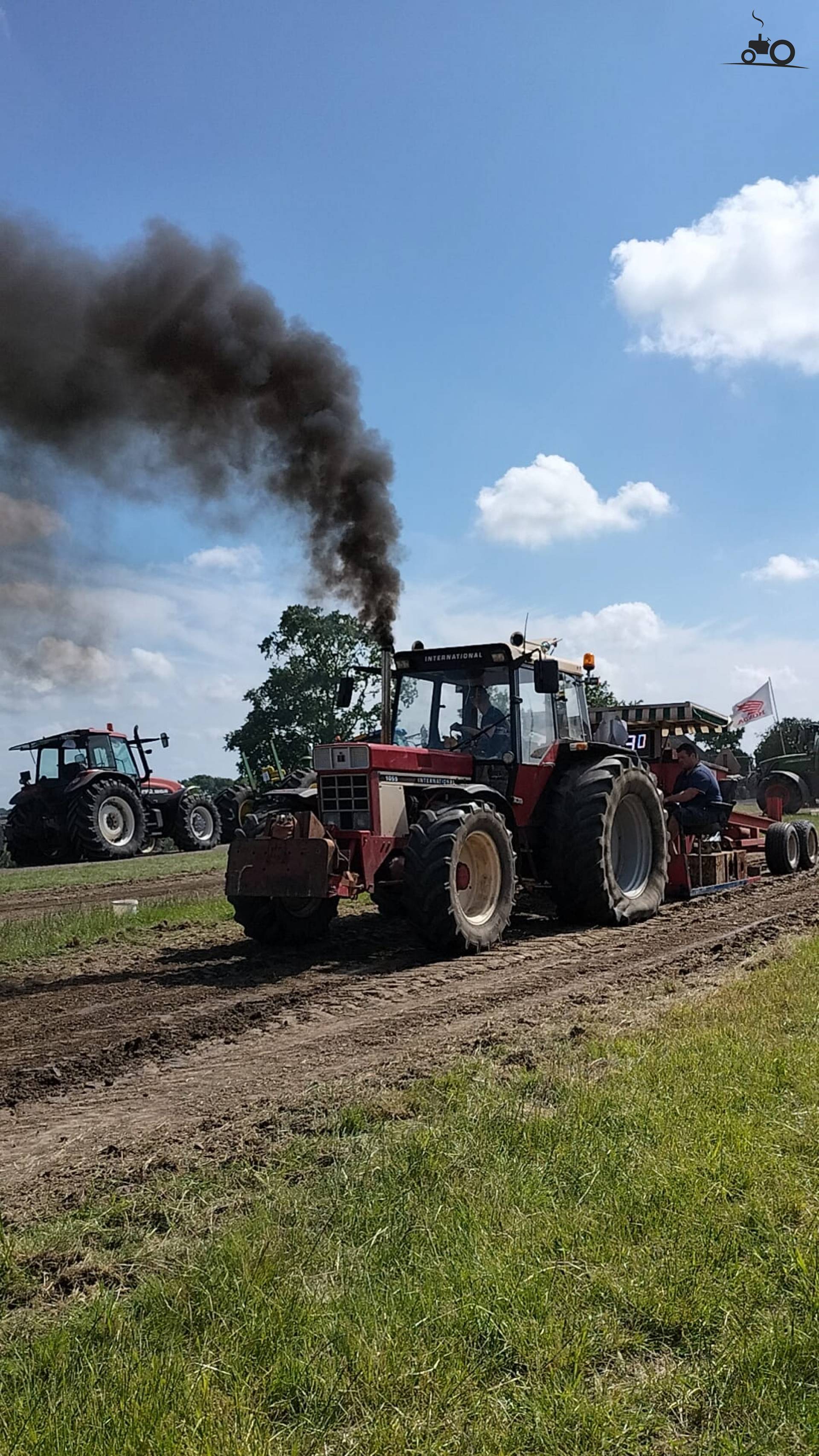 Foto International 1055 #1476306