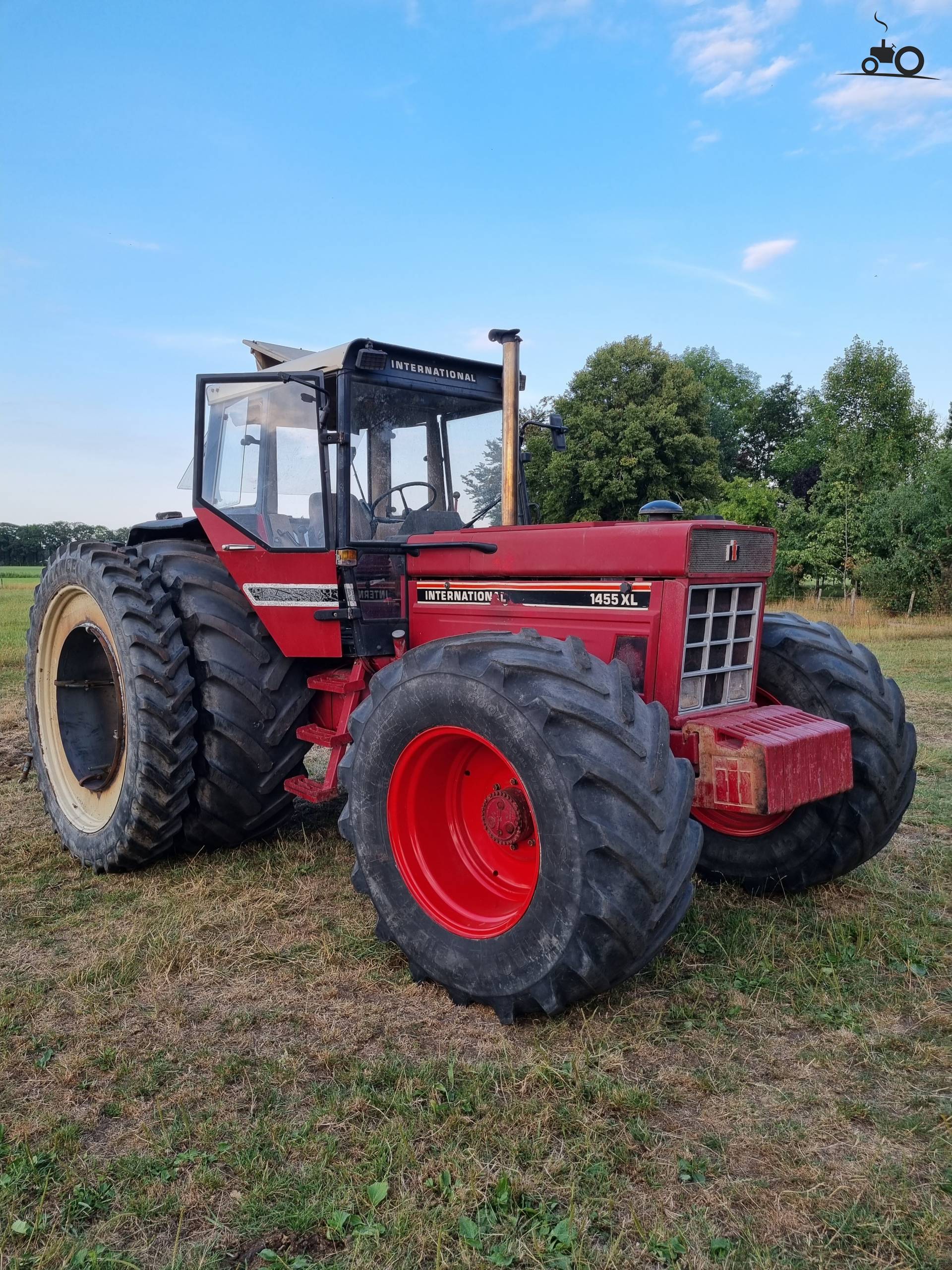 Foto International 1455 #1482634