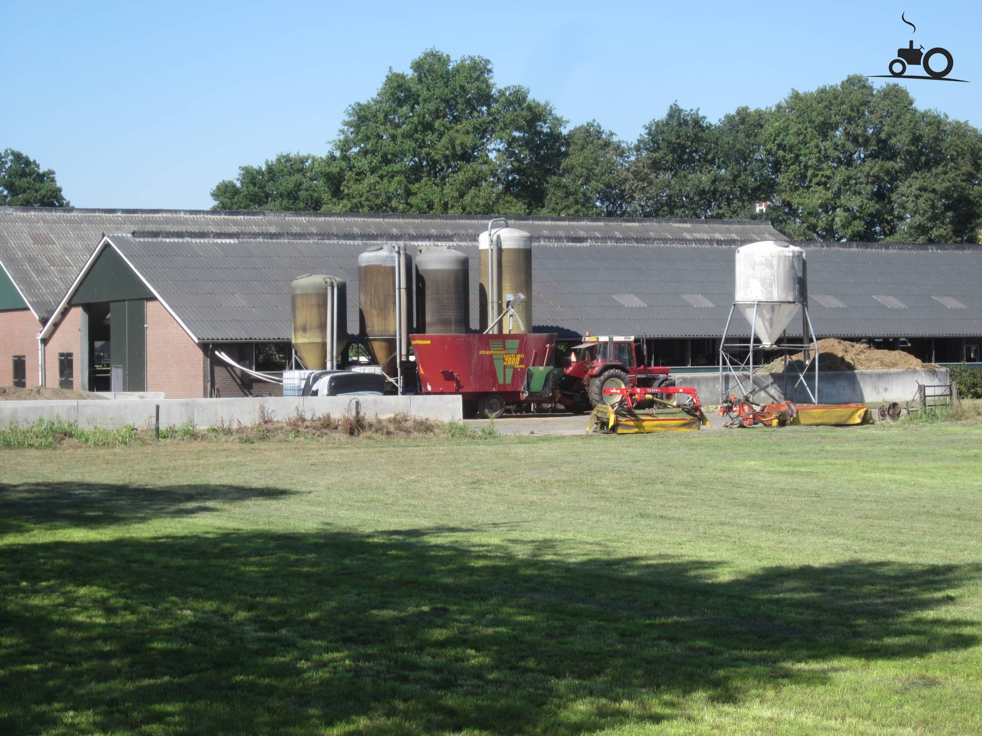 Foto International 1056 XL #1488886