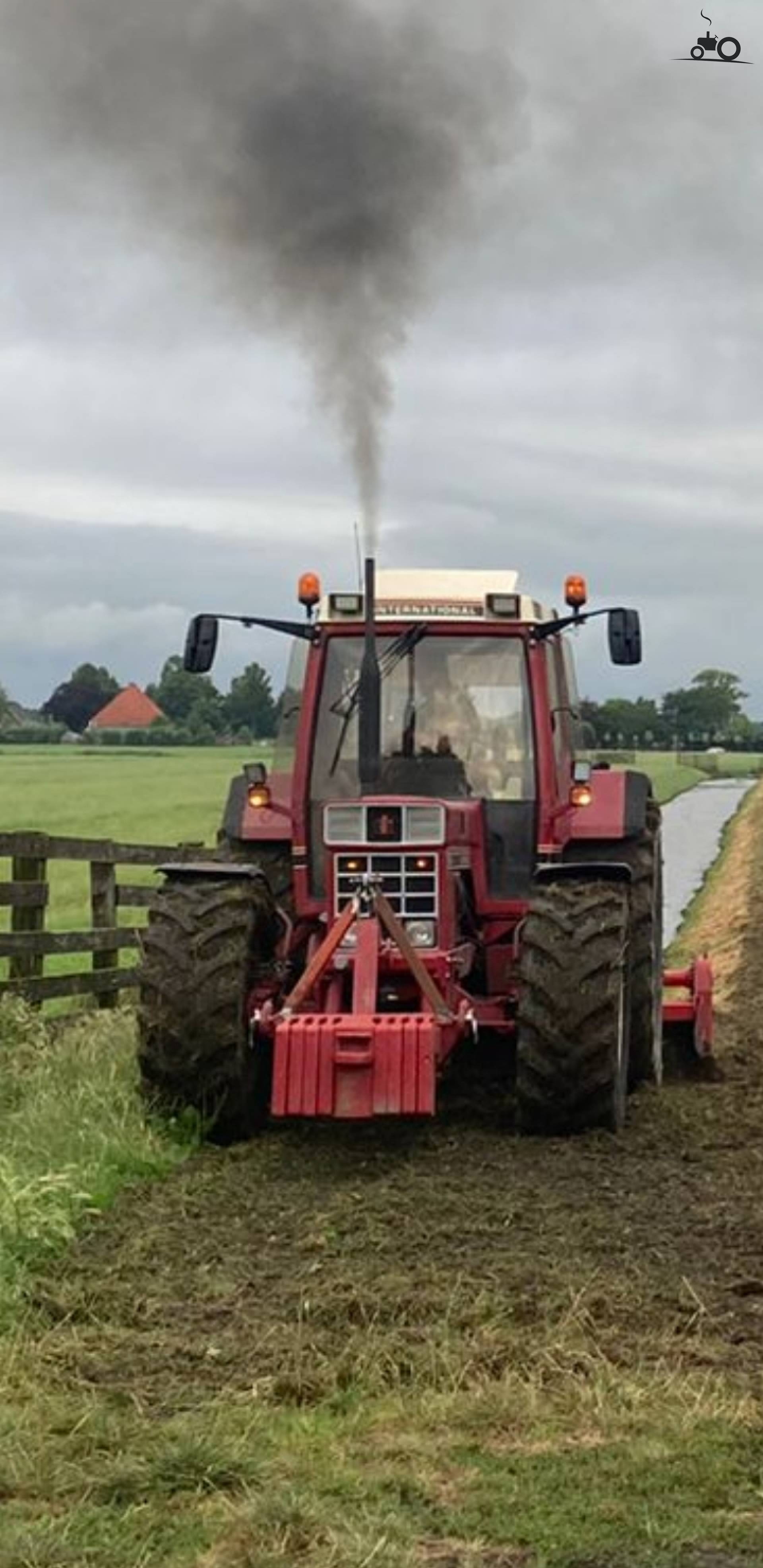 Foto International 1056 XL #1496719