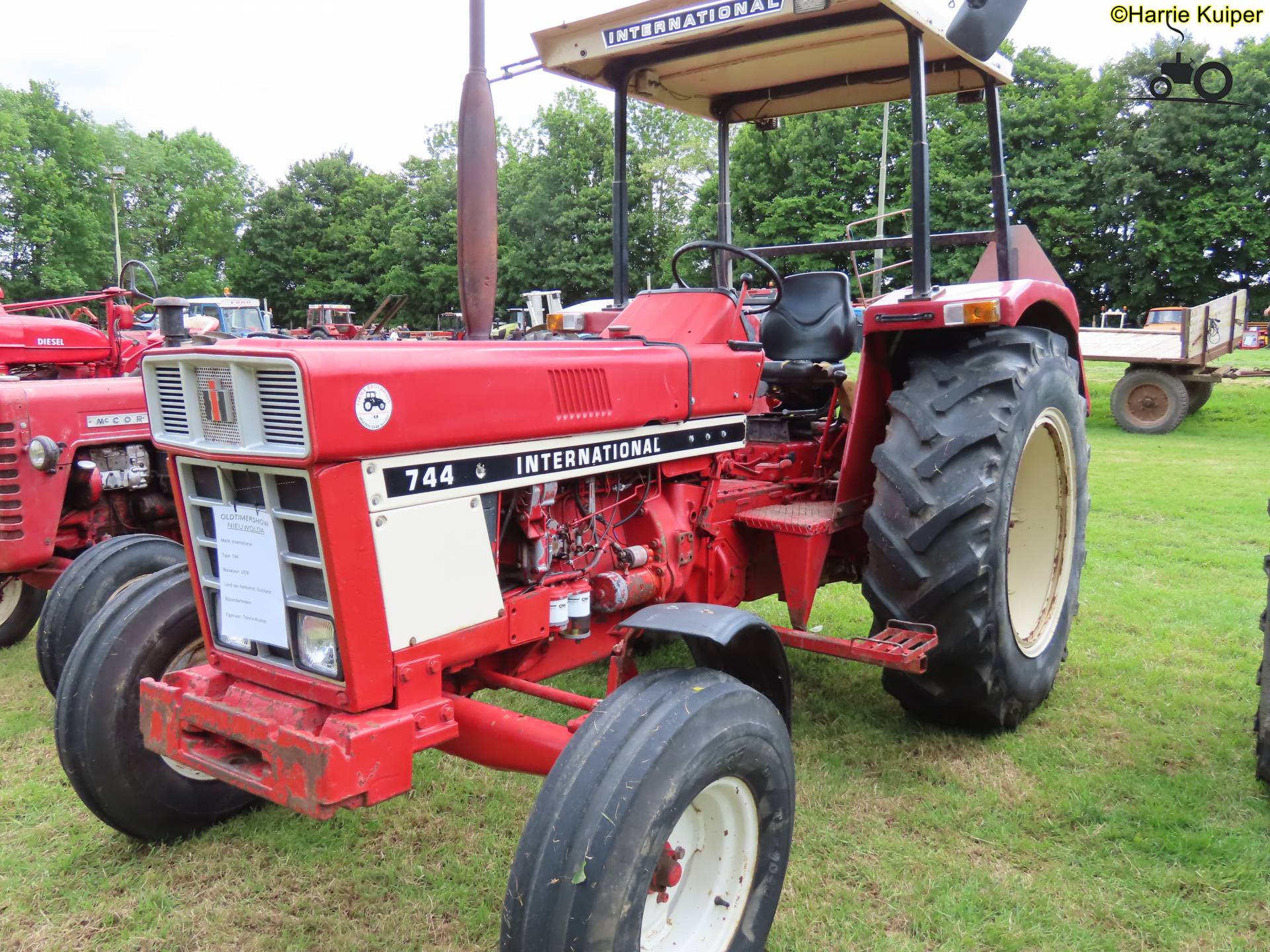 Foto International 744 #1508921