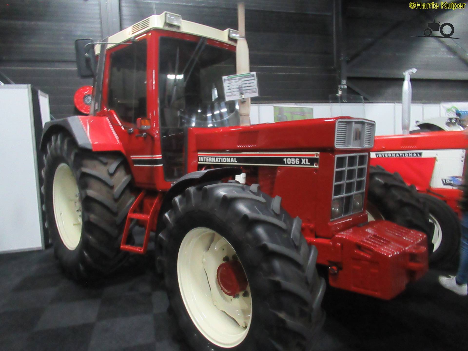 Foto International 1056 XL #1512521