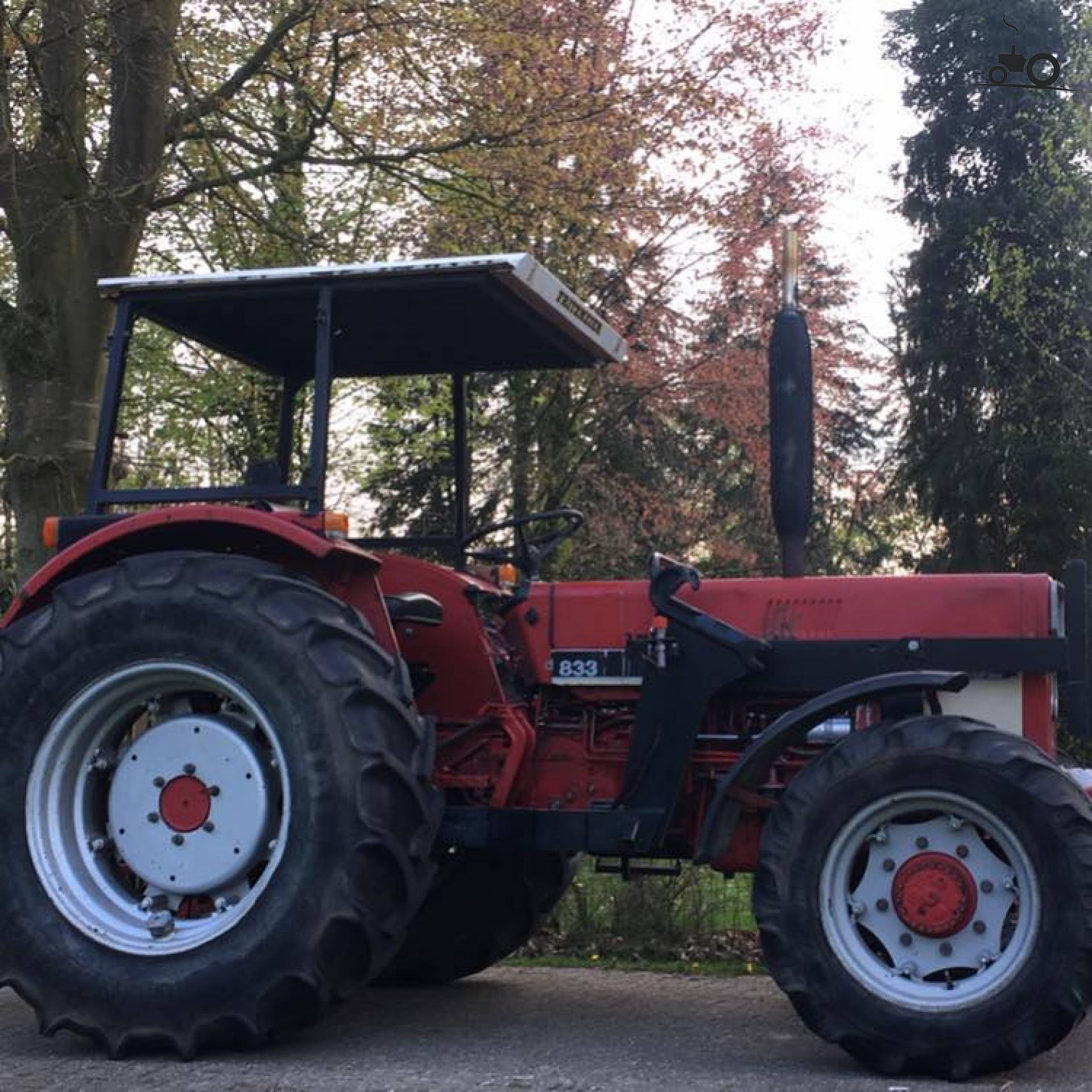 Foto International 833 #1514095