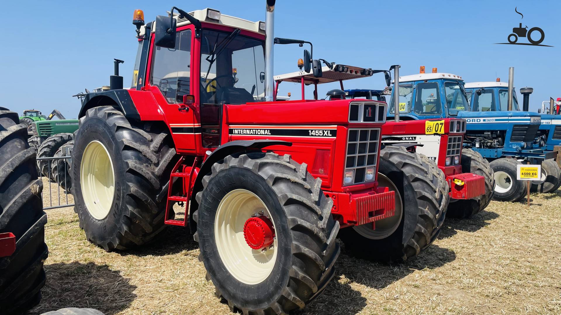 Foto International 1455 XL #1520496