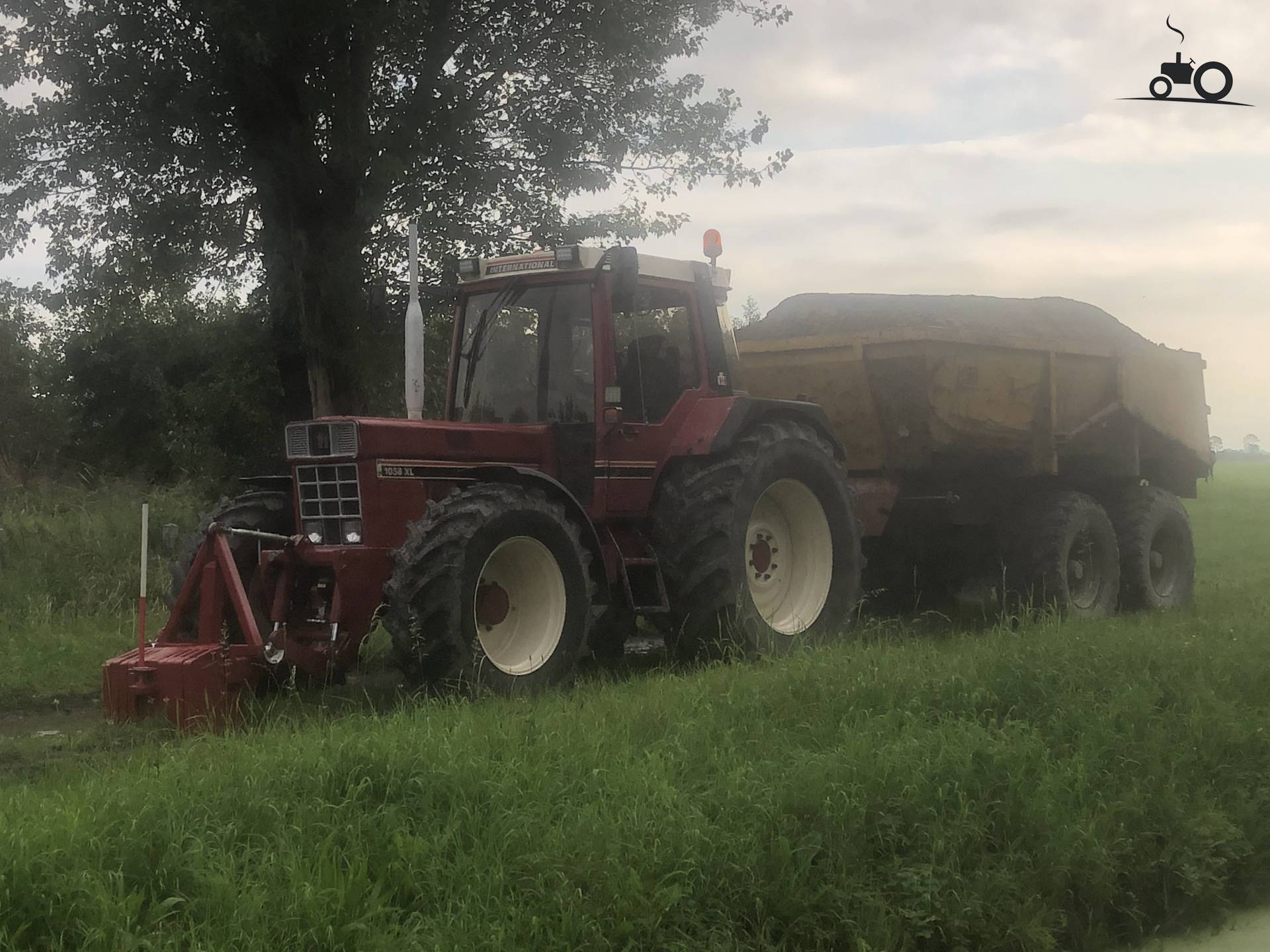 Foto International 1056 XL #1535646