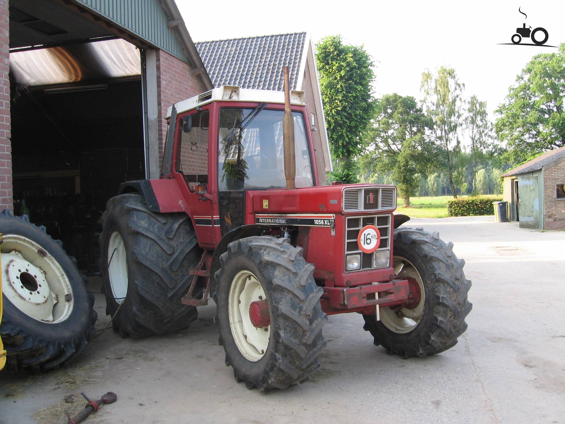 Foto International 1056 XLA #153926