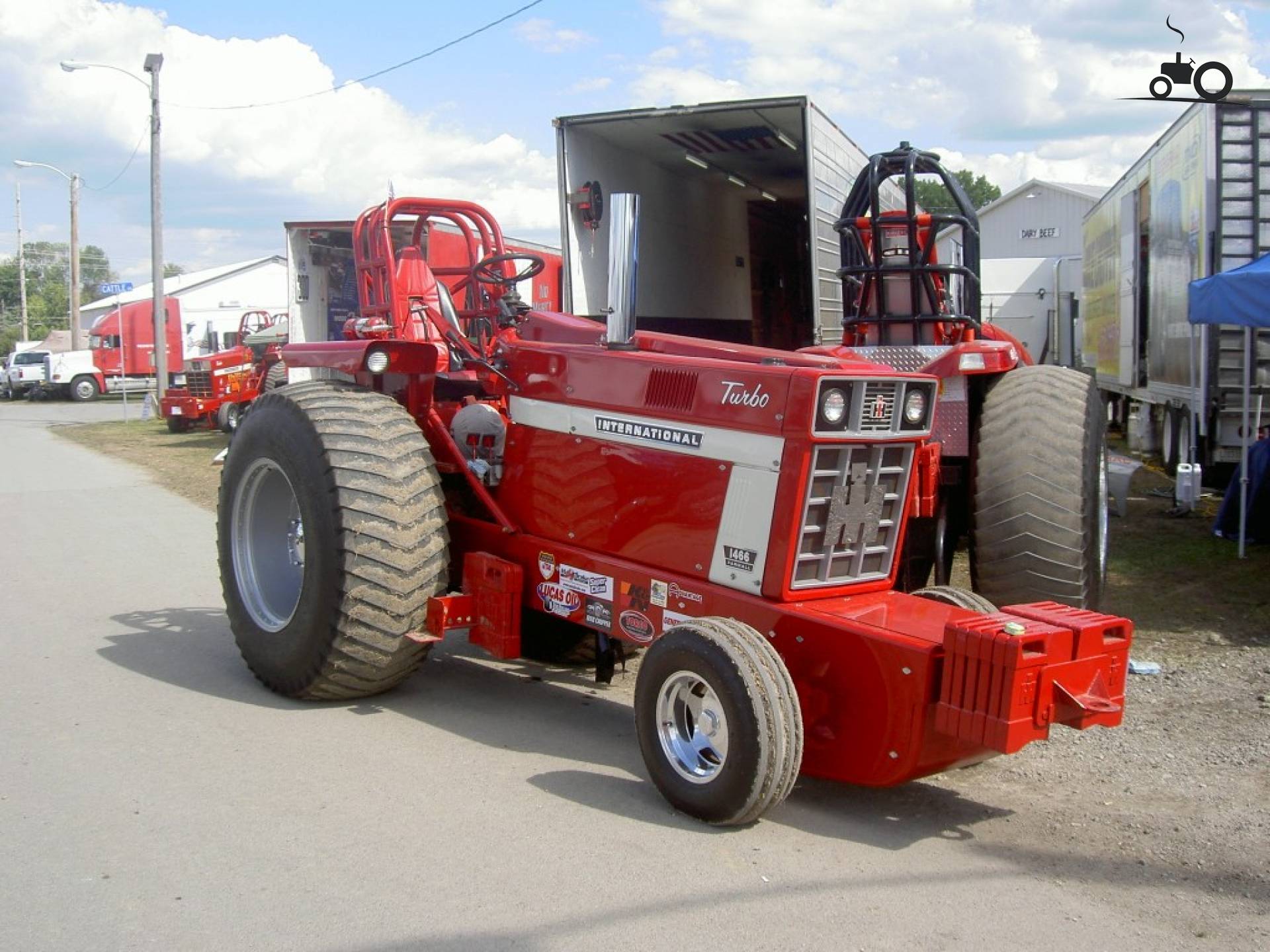 Foto International 1466 #323108