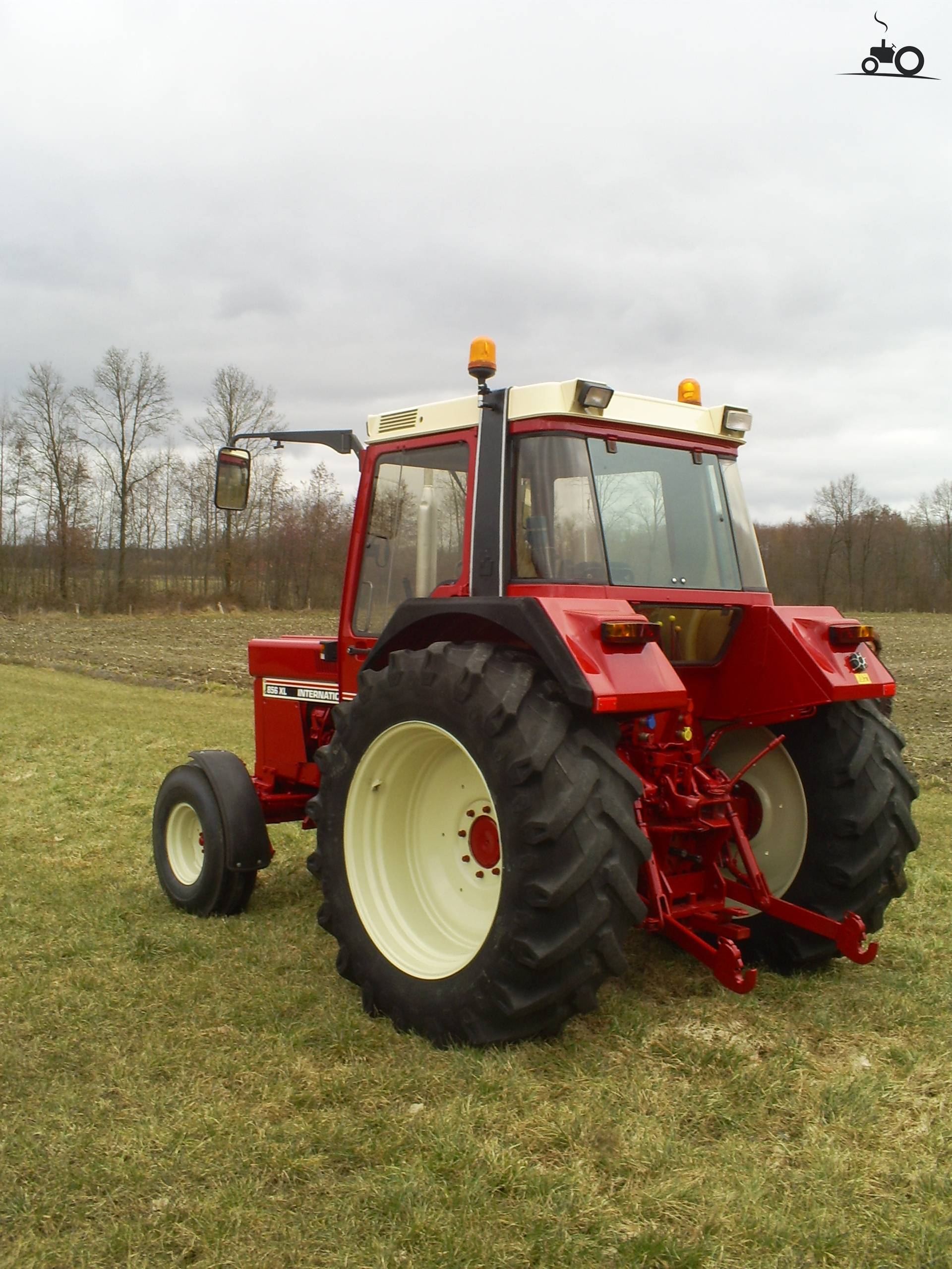 Foto International 856 XL #329540