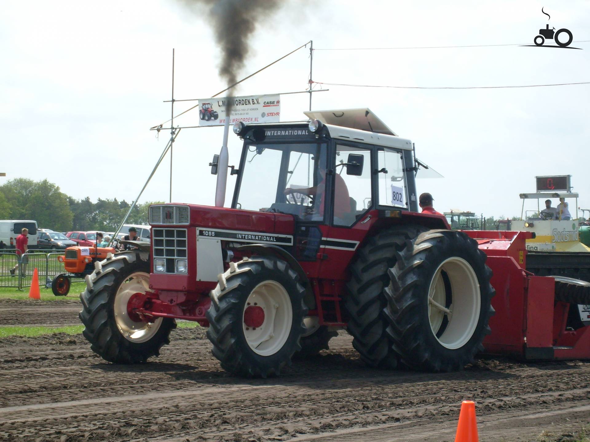 Foto International 1055 #358821