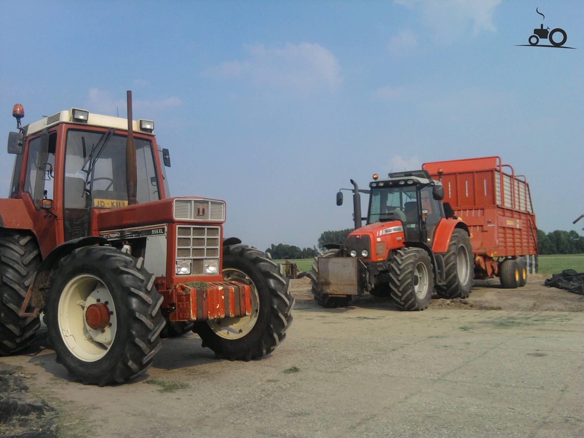 Foto International 956 XL #372169