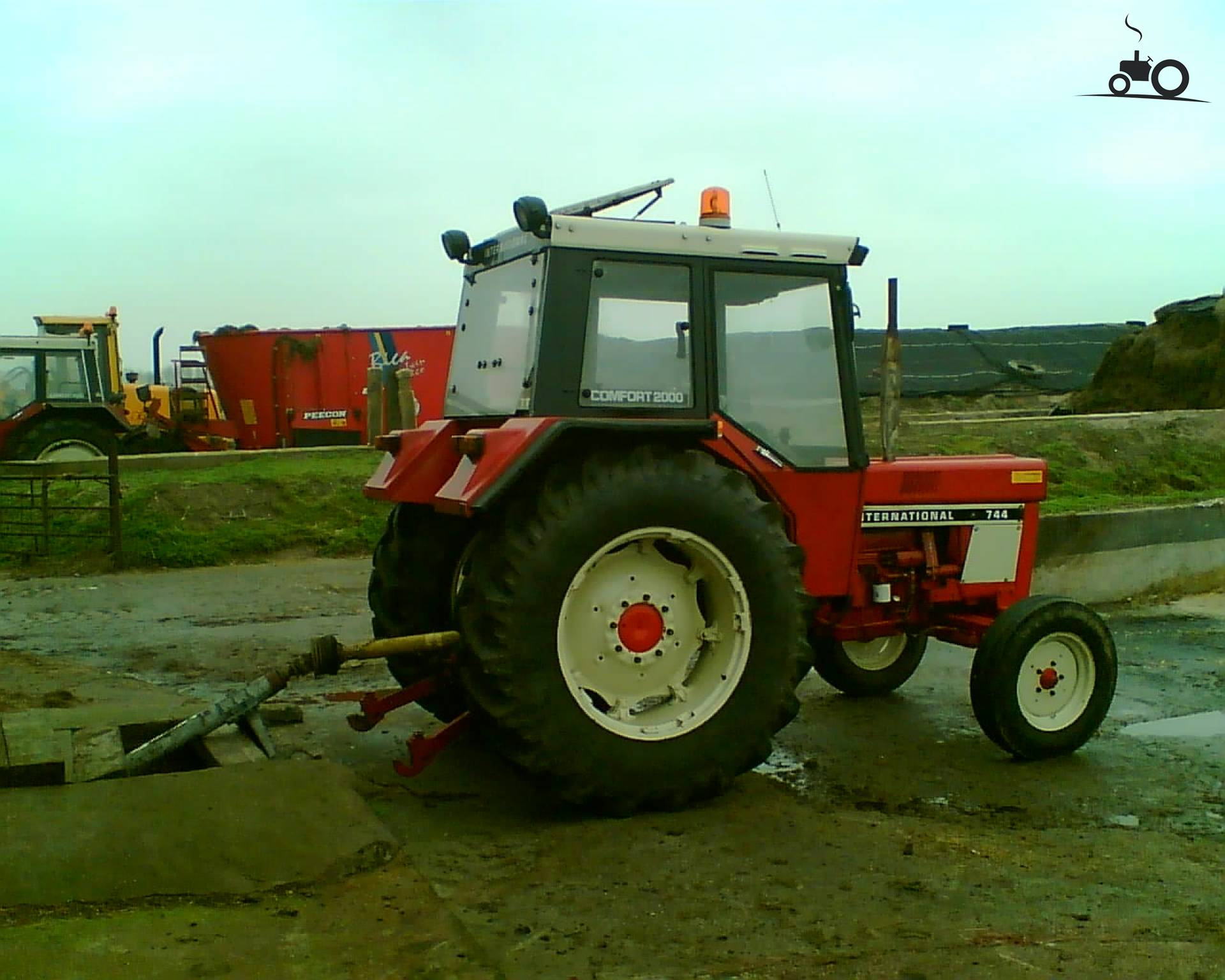 Foto International 744 #37303