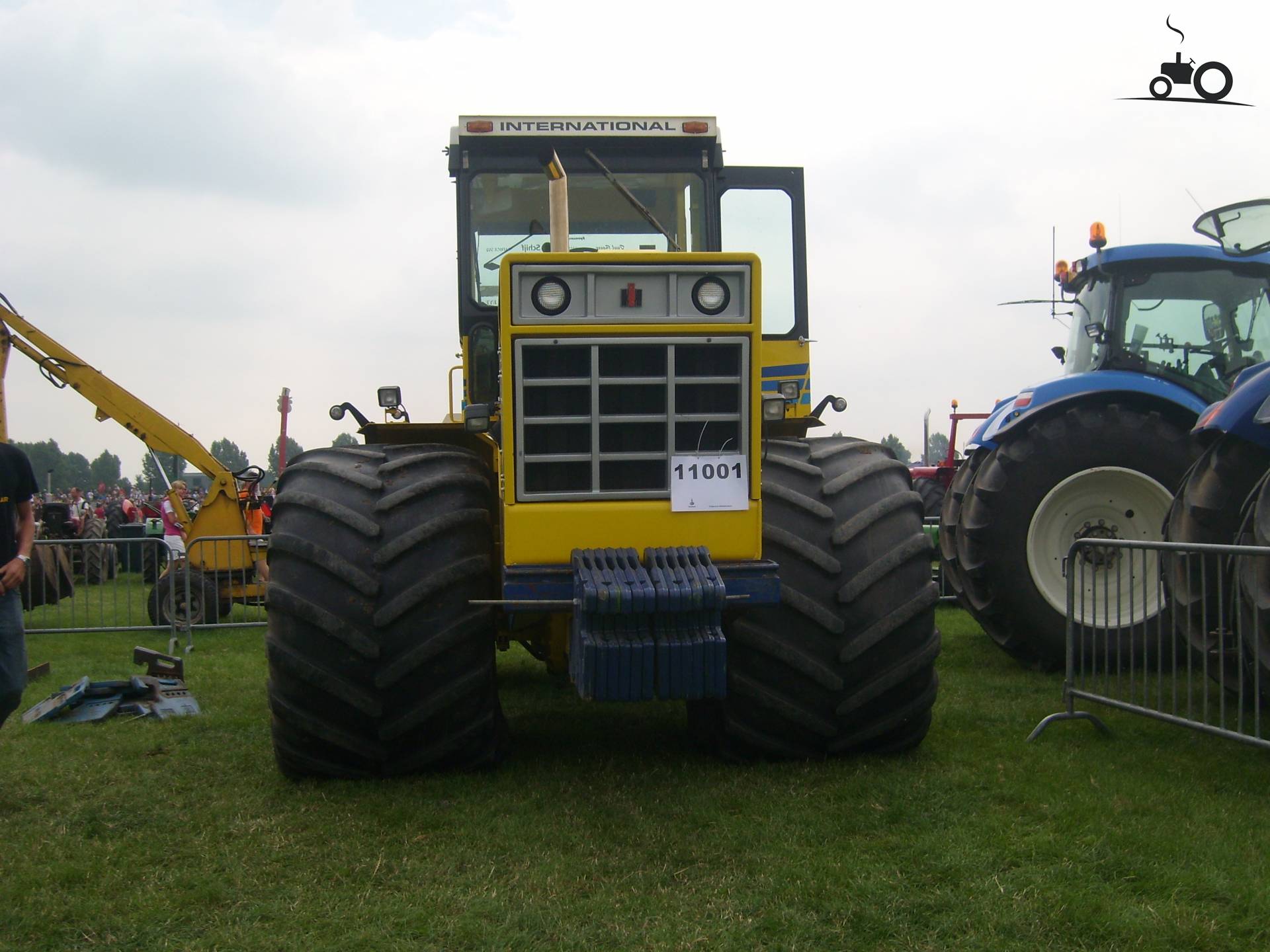 Foto International 4386 #382632