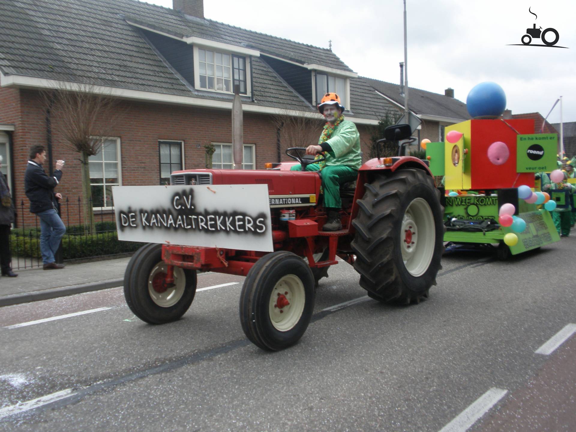 Foto International 533 #458669