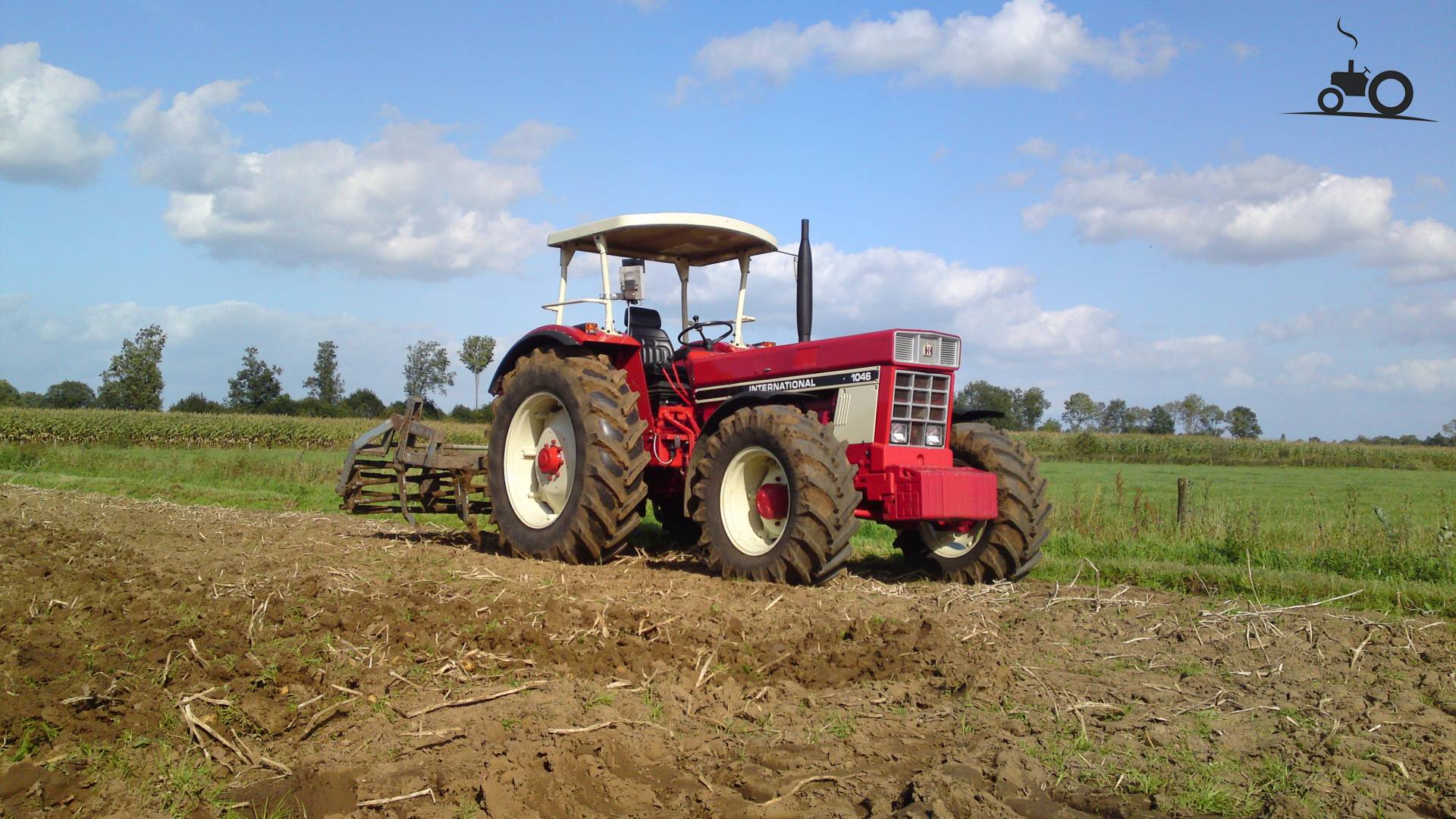 Foto International 1046 #543009