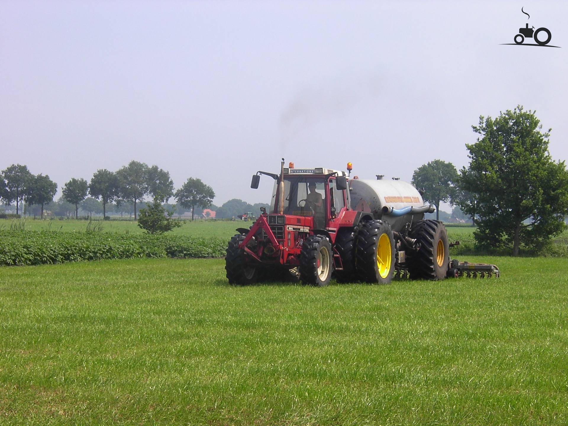 Foto International 1056 XLA #56461