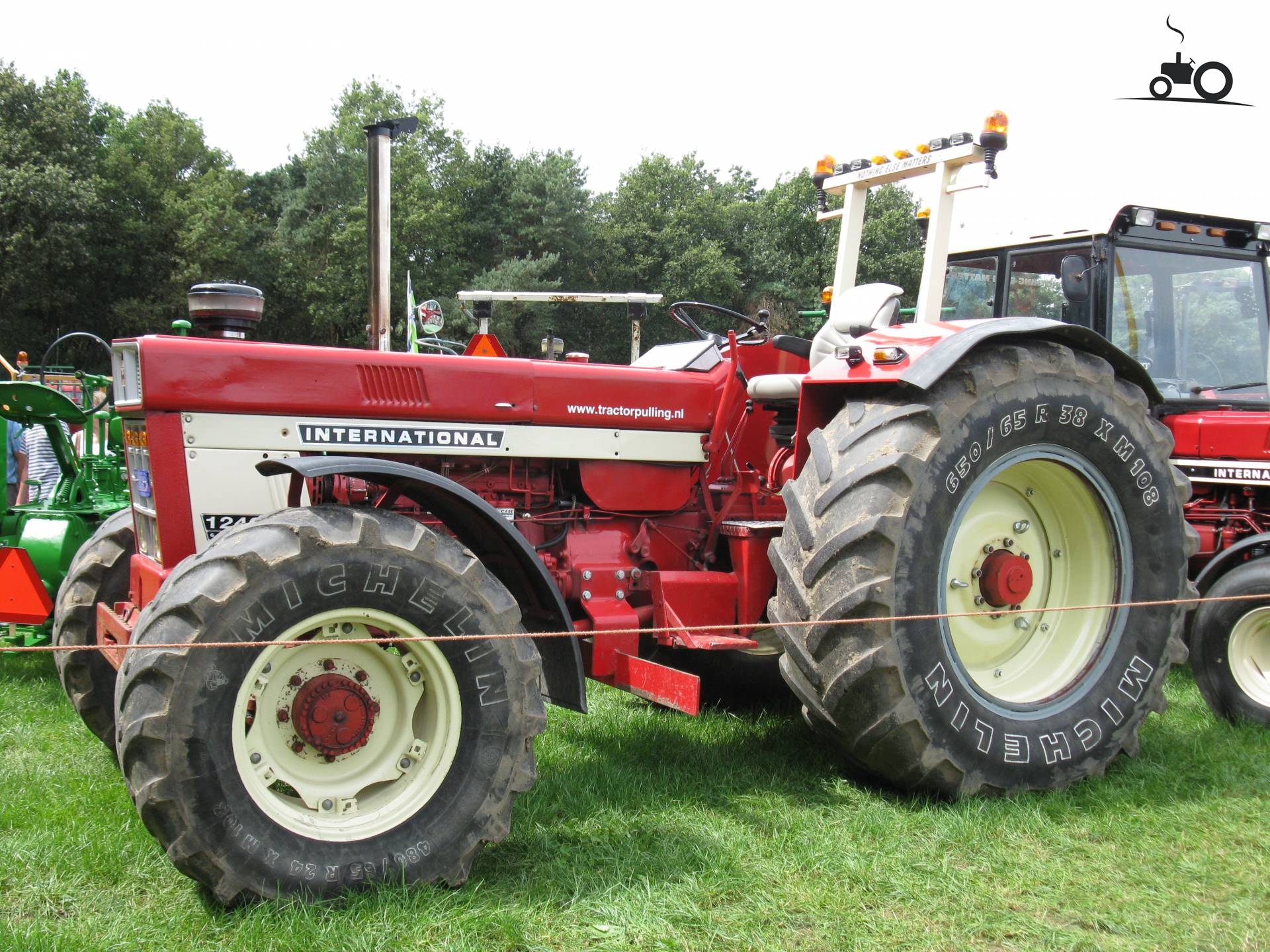 Foto International 1246 #572875