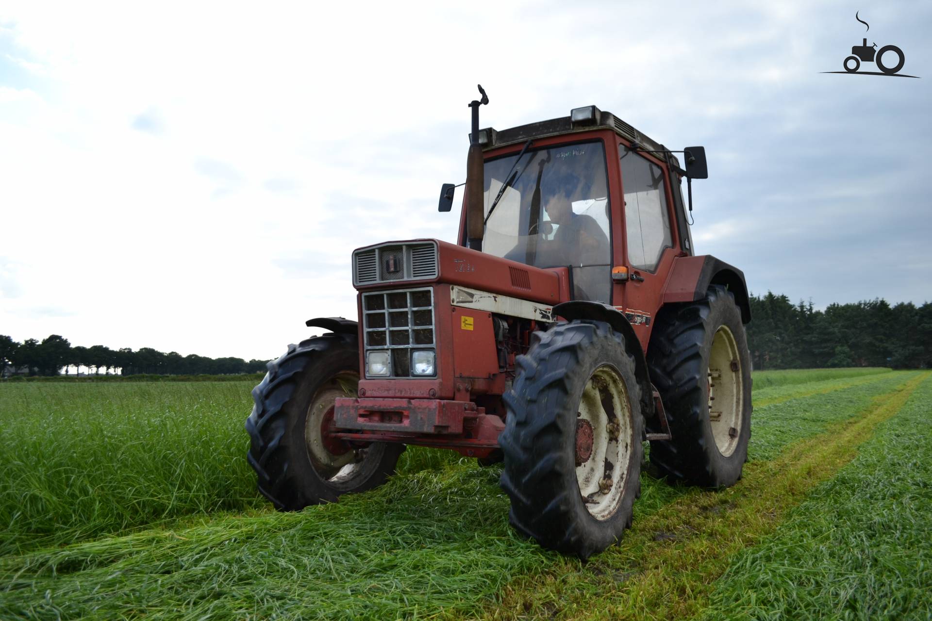 Foto International 856 XL #654821