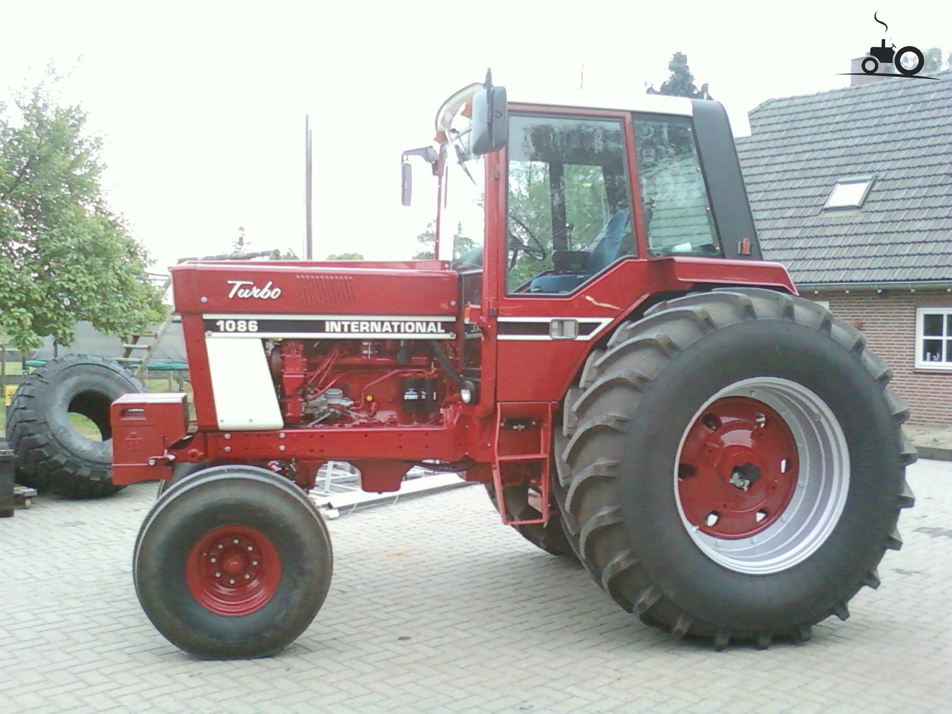 Foto International 1086 #702597