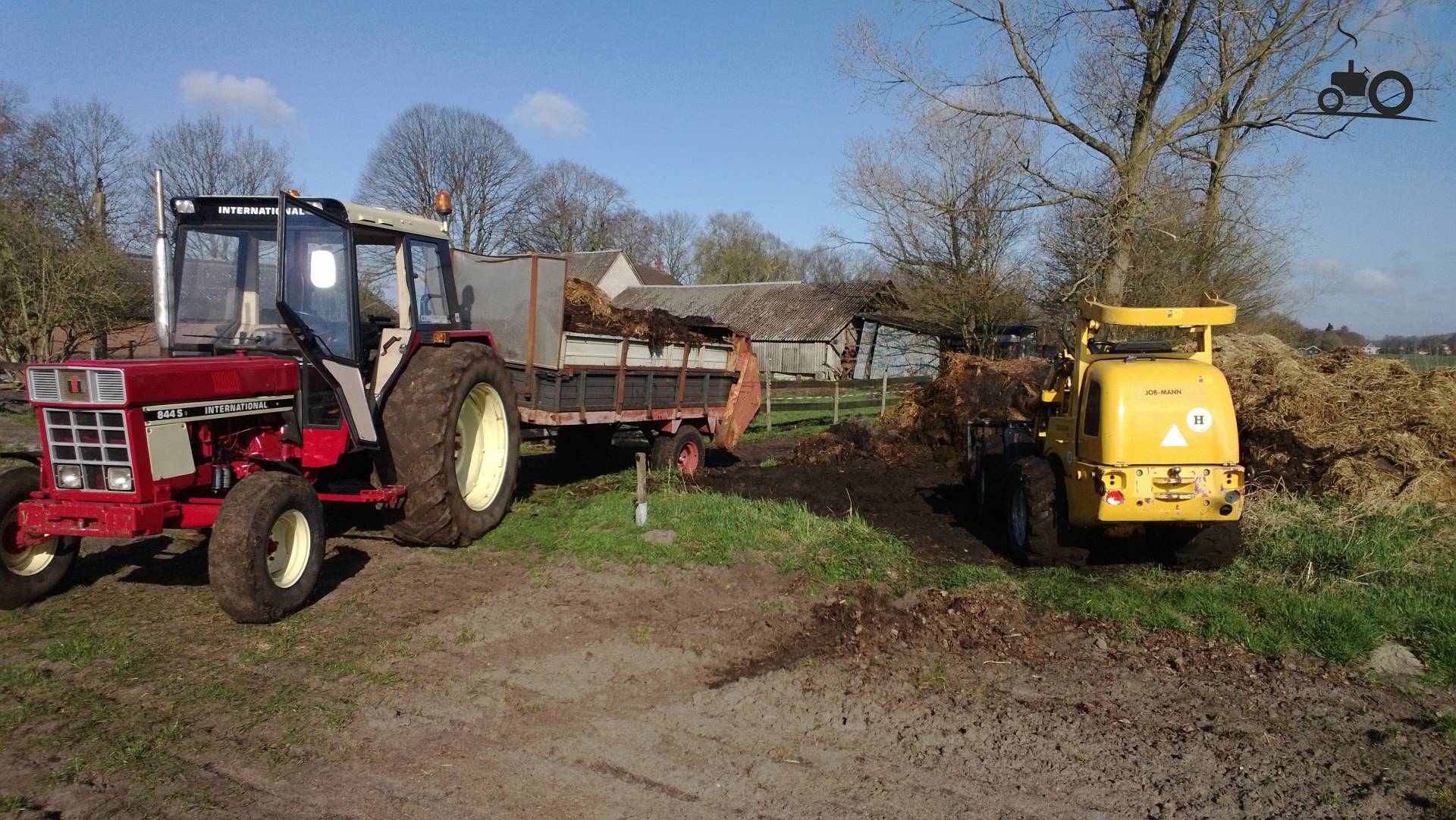 Foto International 844 S van Agrarische Dienstverlening M Jonkeren