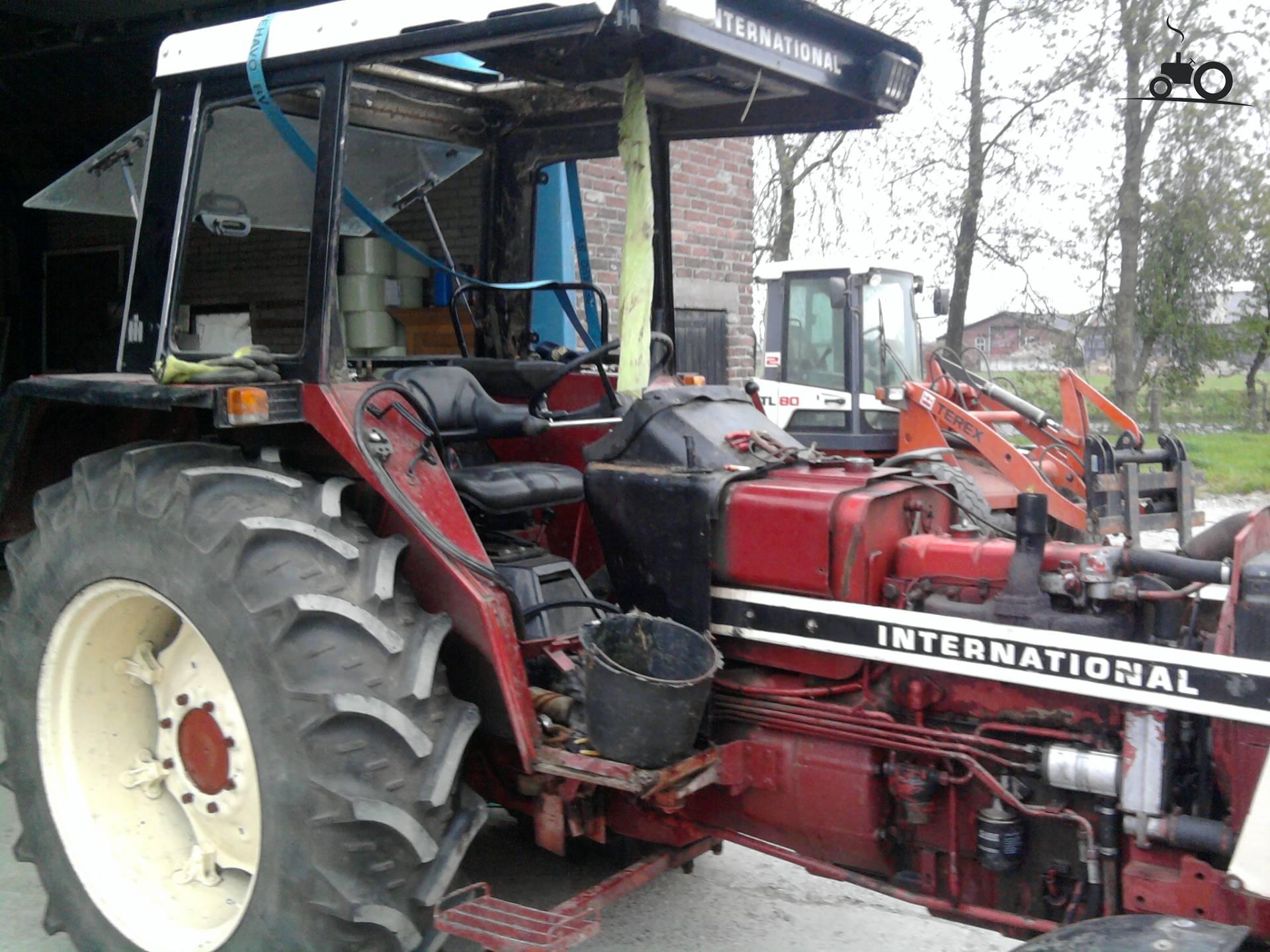 Foto International 844 S #756021