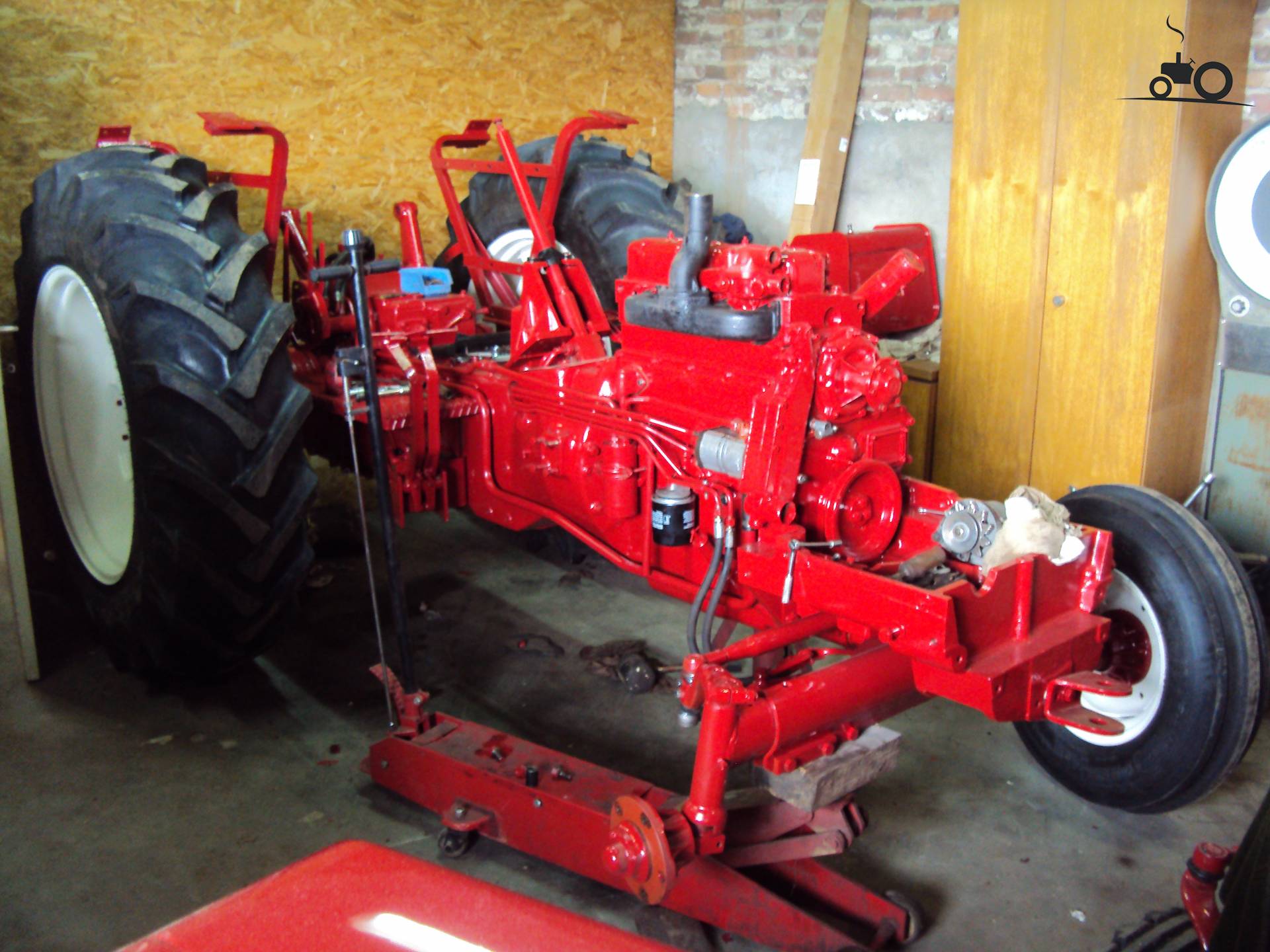 Foto International 744 #757353