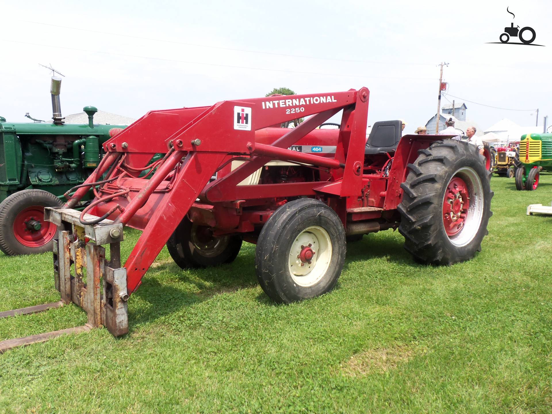 International 454 - United Kingdom - Tractor picture #772986