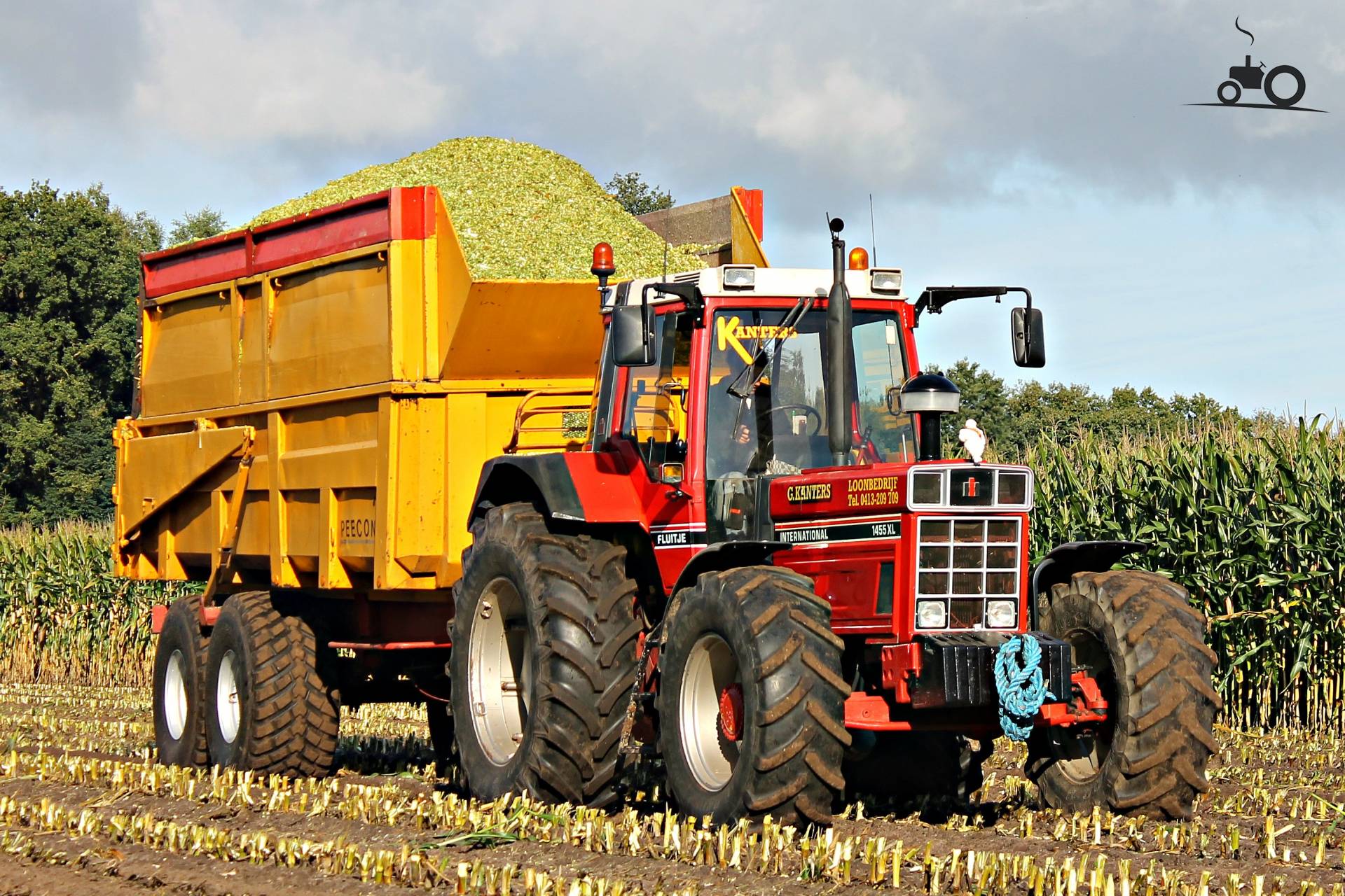 Foto International 1455 XL #794825