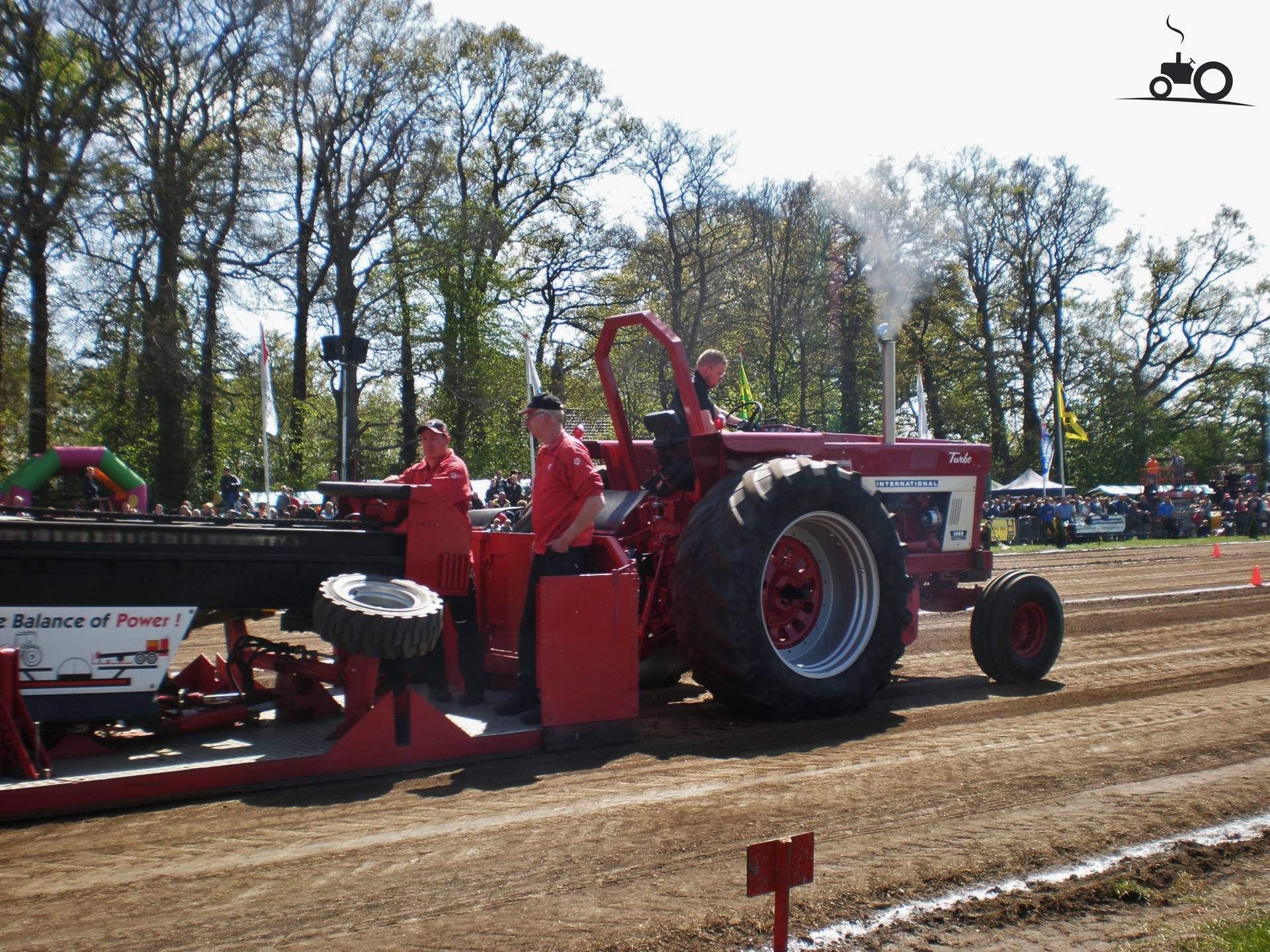 Trekkerslep / trekkertrek / tractorpulling - International 1066