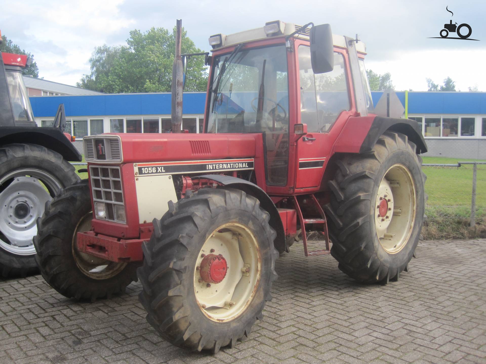 Foto International 1056 XL #854293