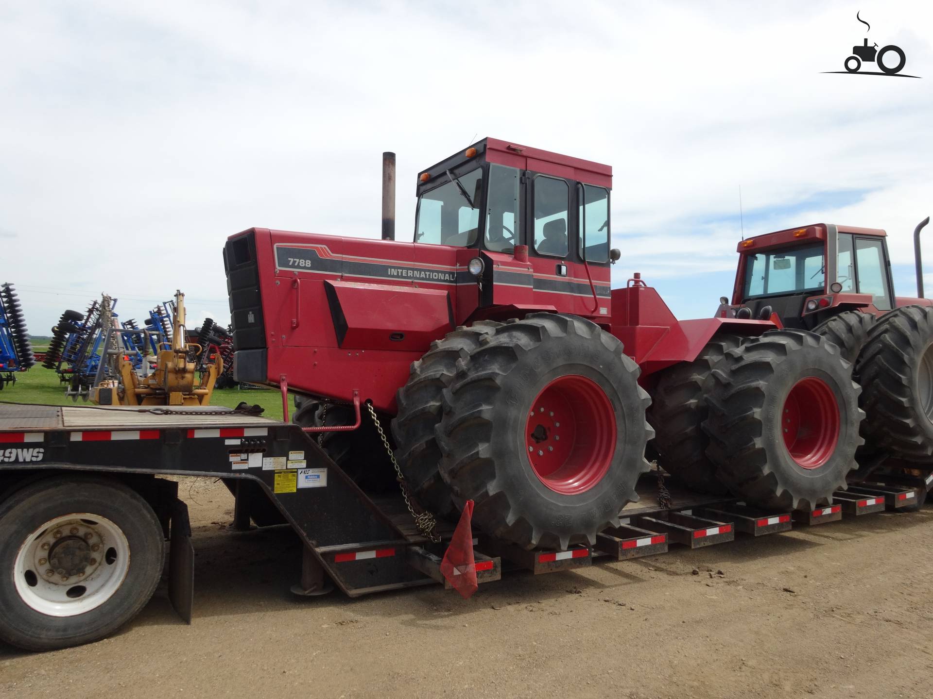International 7788 - United Kingdom - Tractor picture #855113