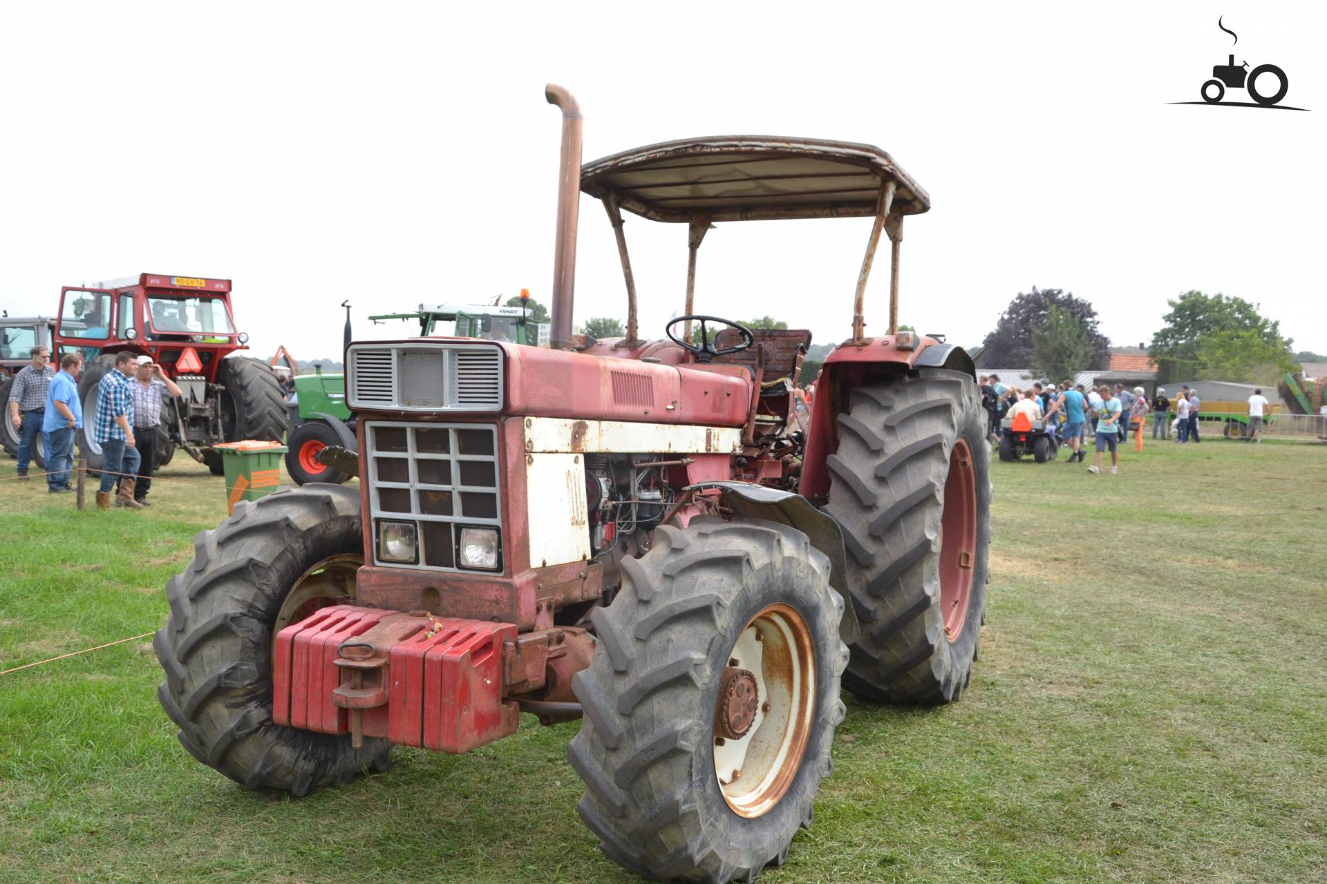 Foto International 1246 #860586