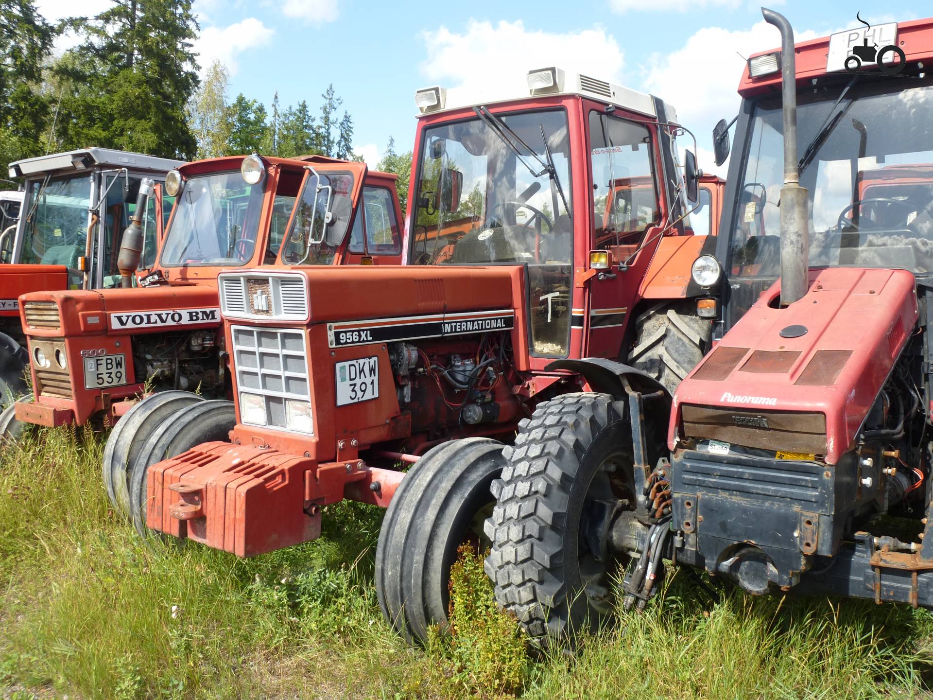 International 956 XL