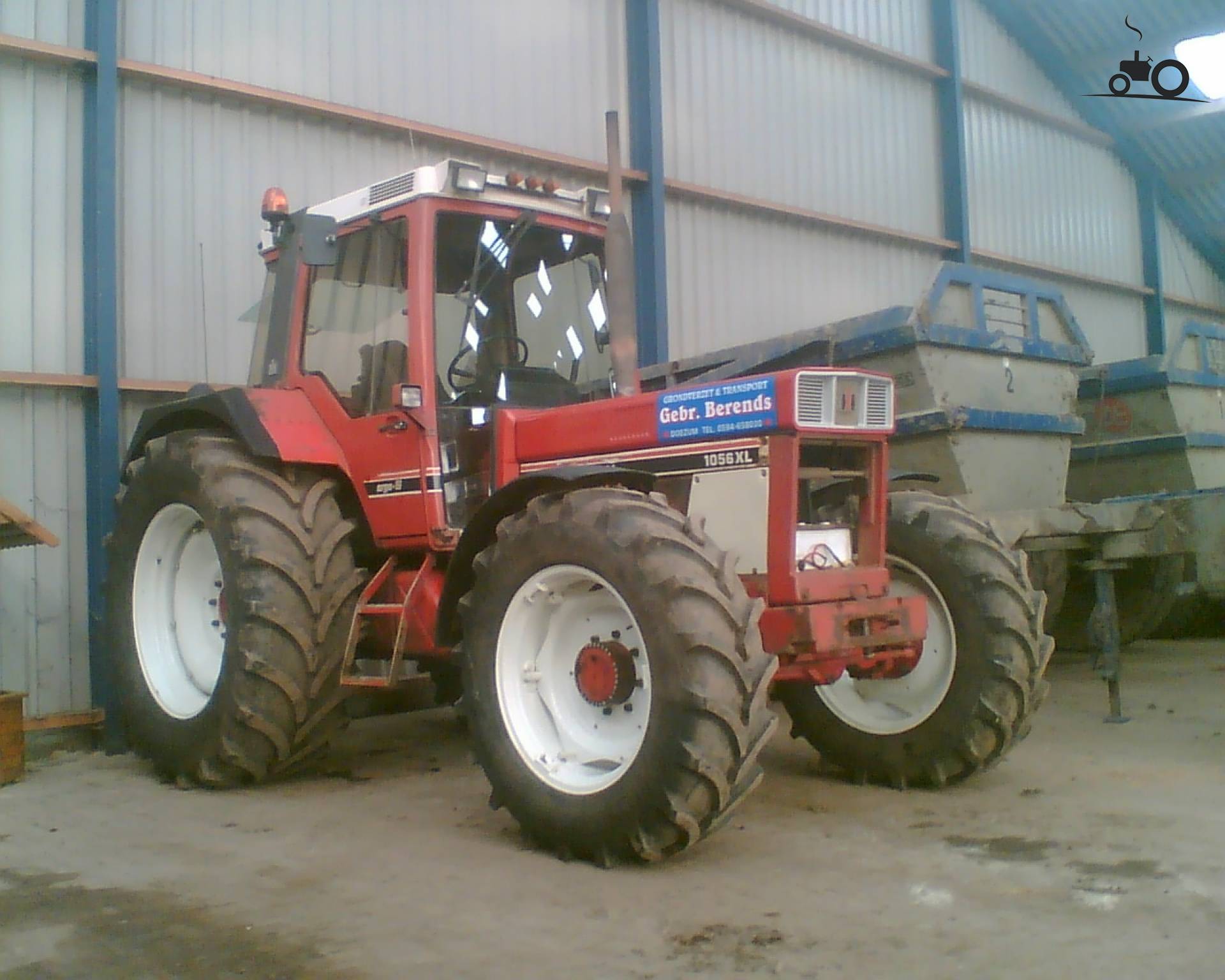 International 1056 XL