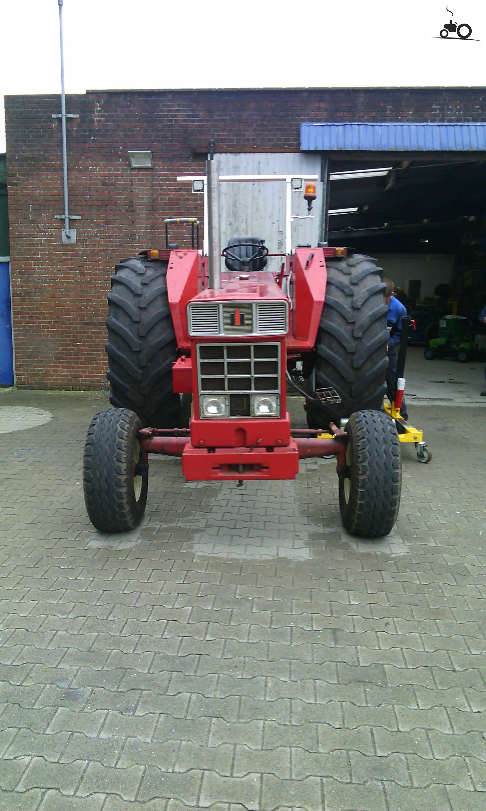 Foto International 1046 #893521