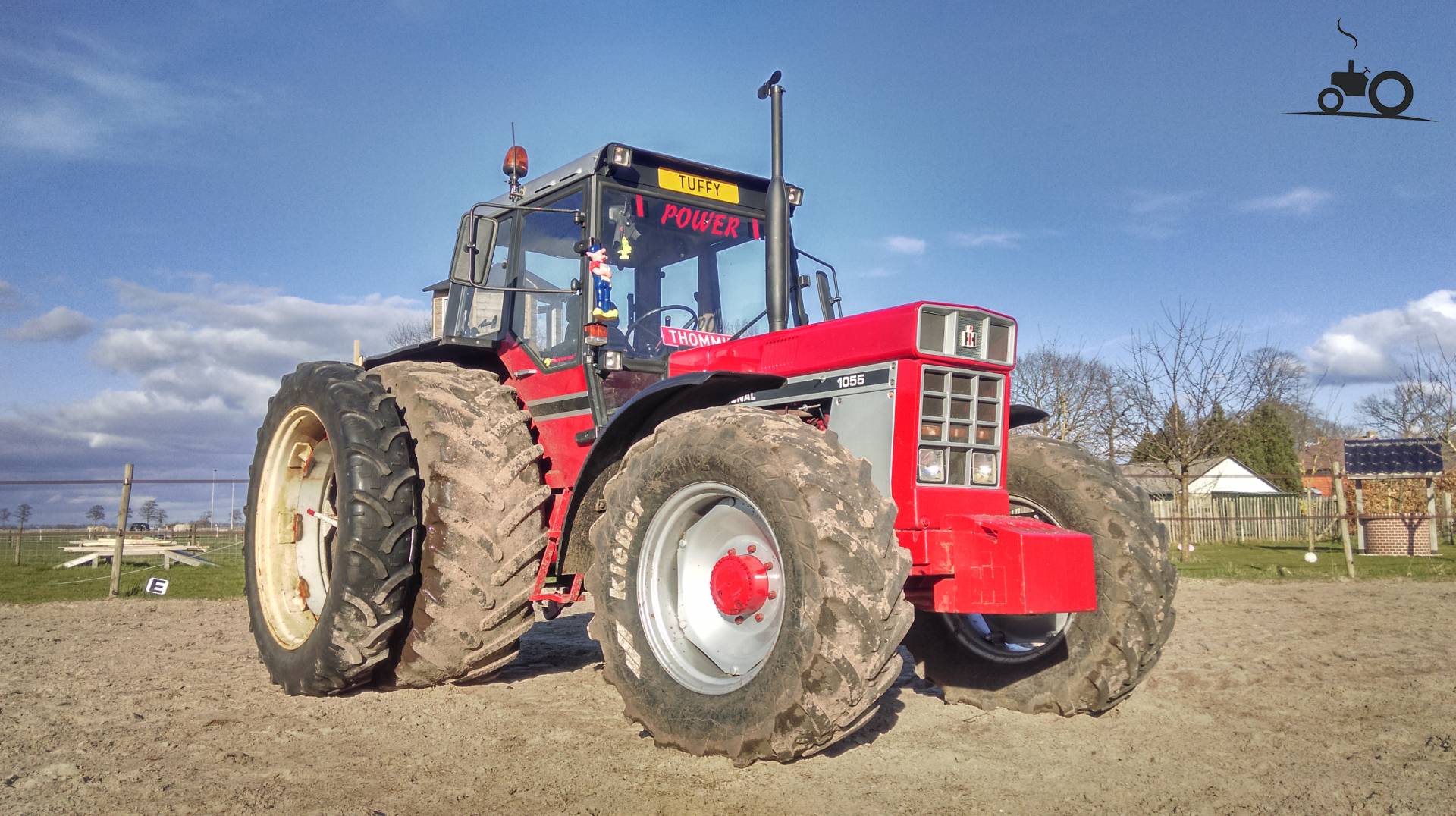 Foto International 1055 #905319