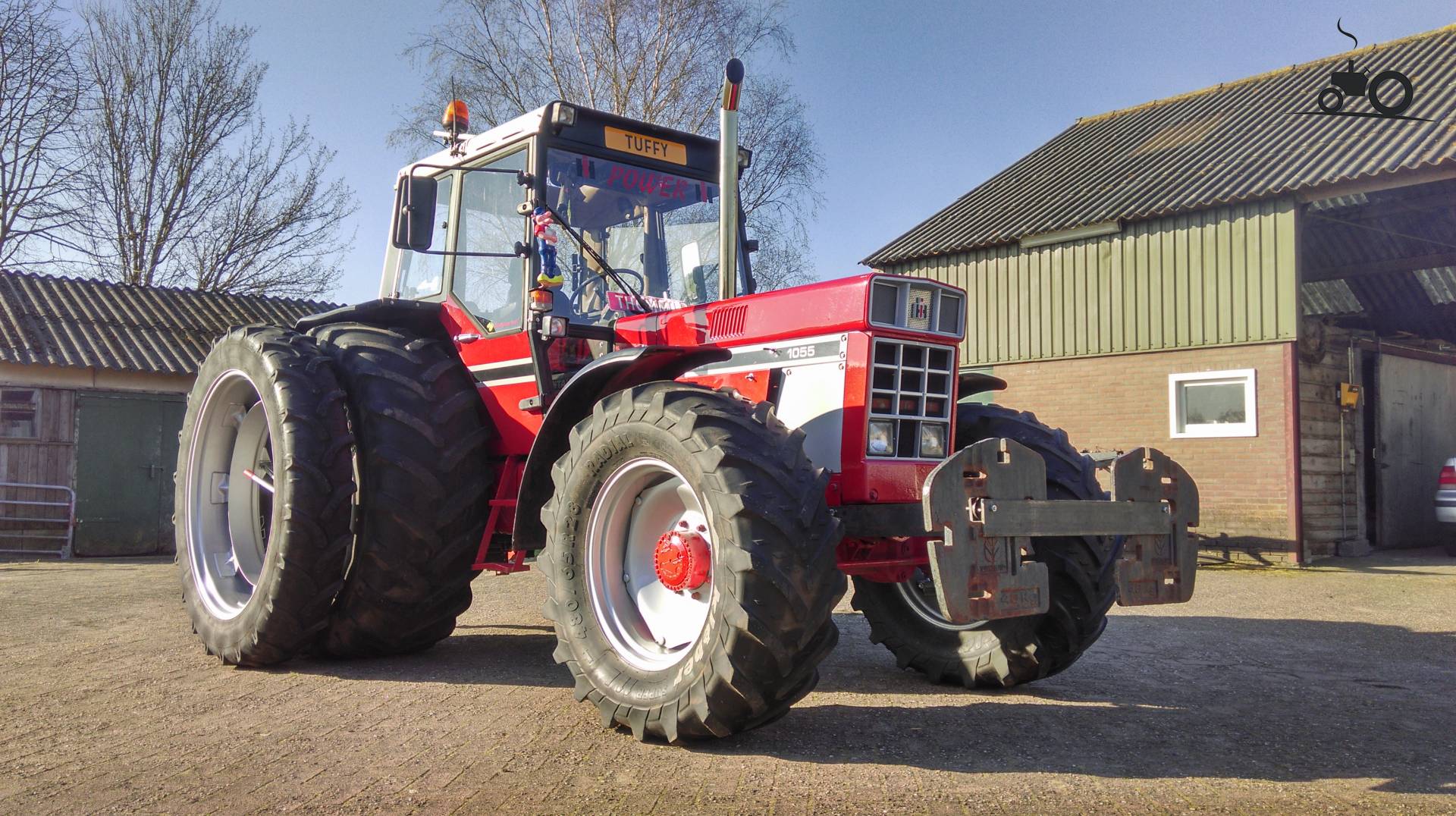 Foto International 1055 #907875