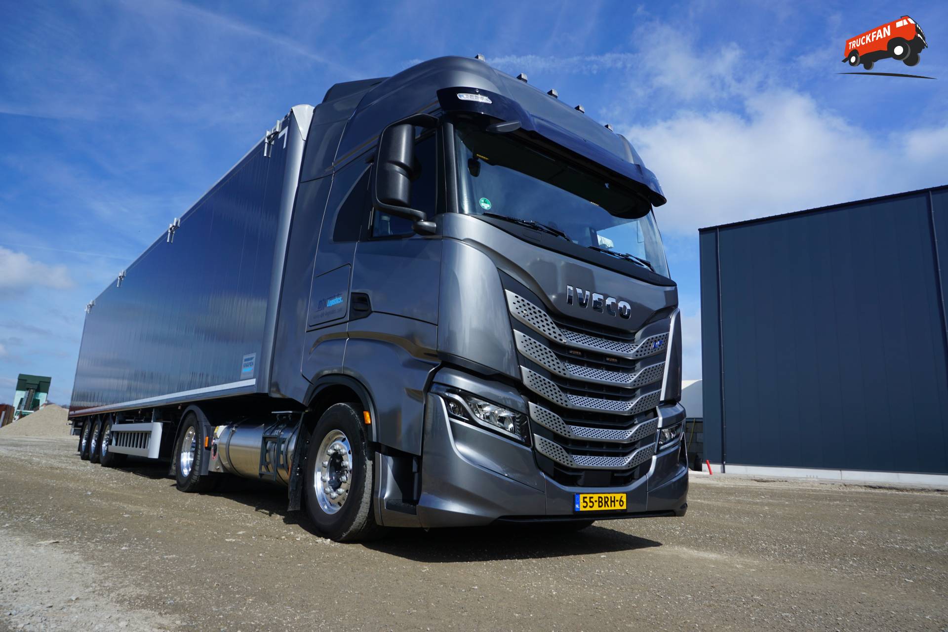 Foto Iveco S-Way van DJK-Logistics