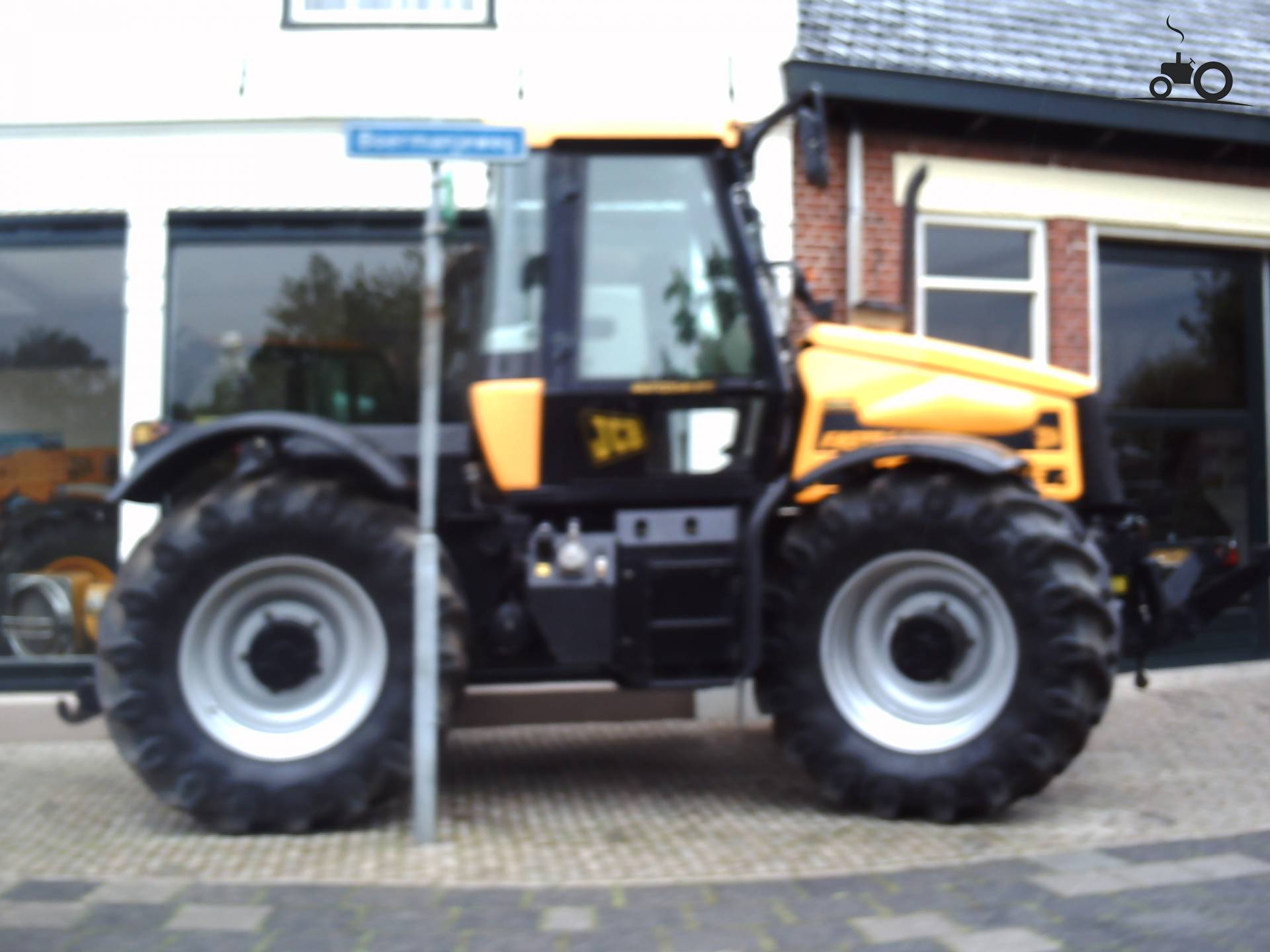 JCB Onbekend